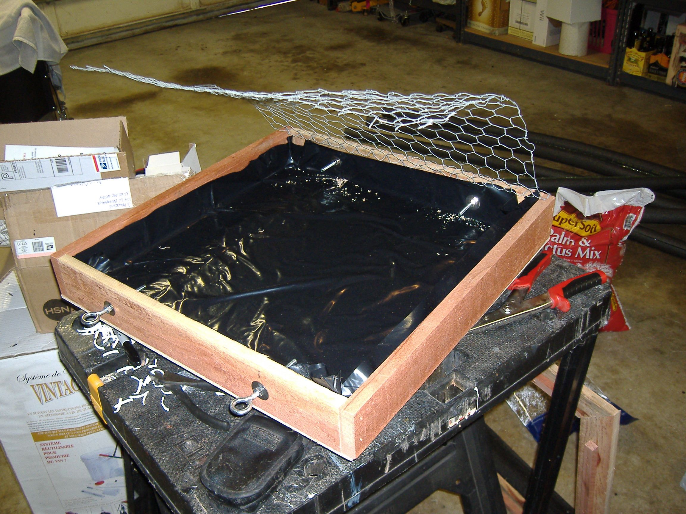 Vertical Planter Box : 5 Steps (with Pictures) - Instructables