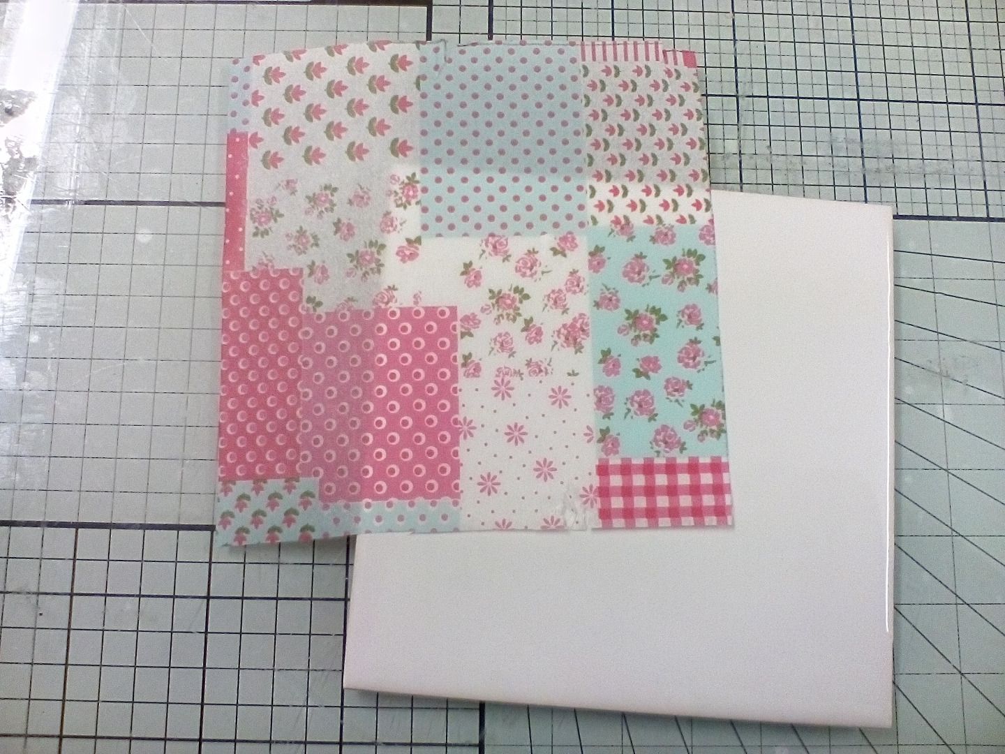 Easy Tissue Paper Coasters : 4 Steps (with Pictures) - Instructables