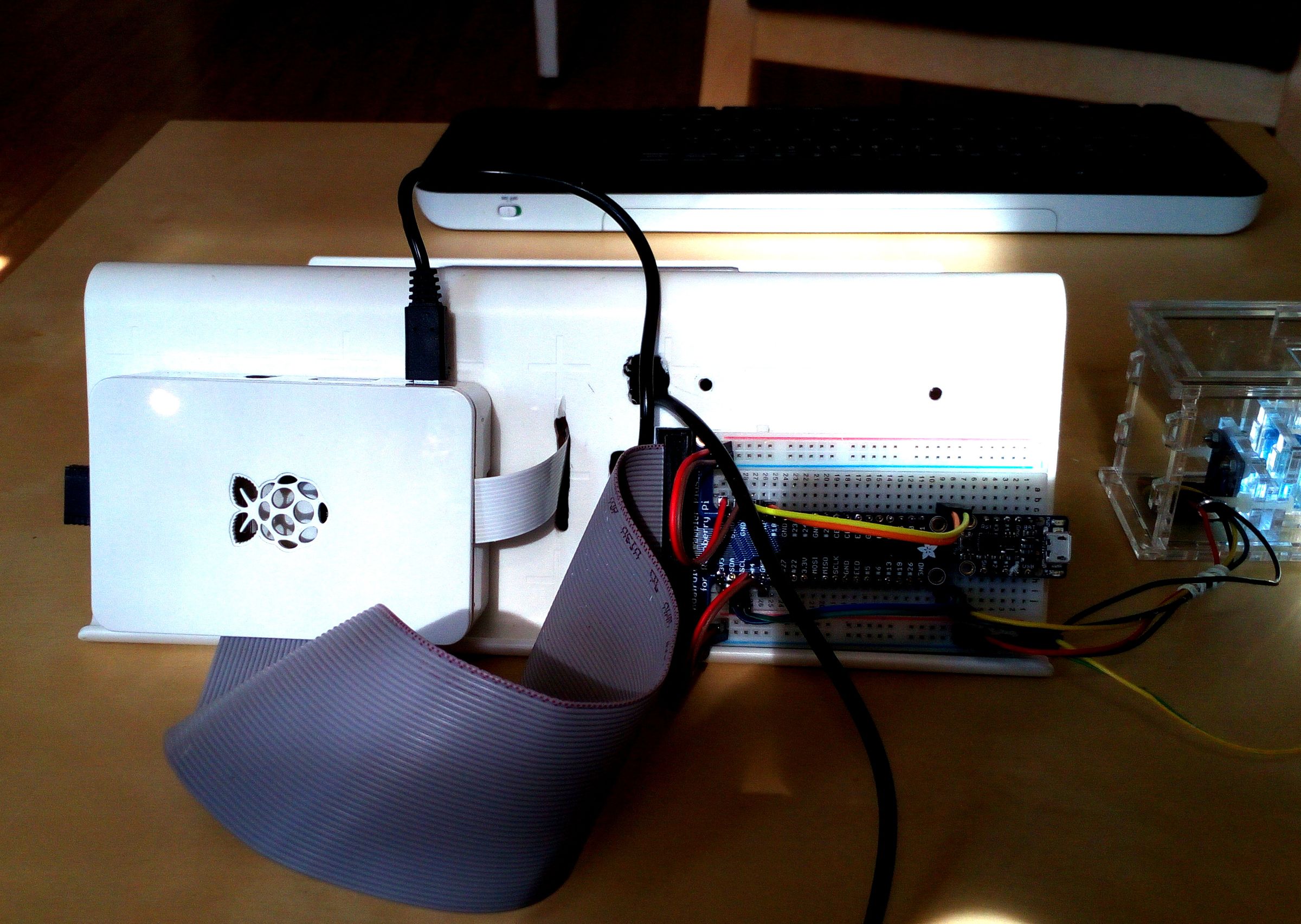 A Raspberry Pi & RPi Touch Screen Workstation - Instructables
