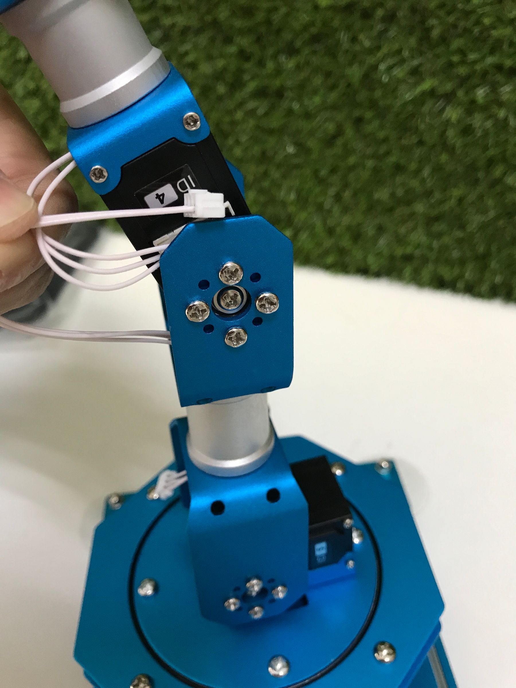 How to Make a New Robotic Arm : 12 Steps (with Pictures) - Instructables