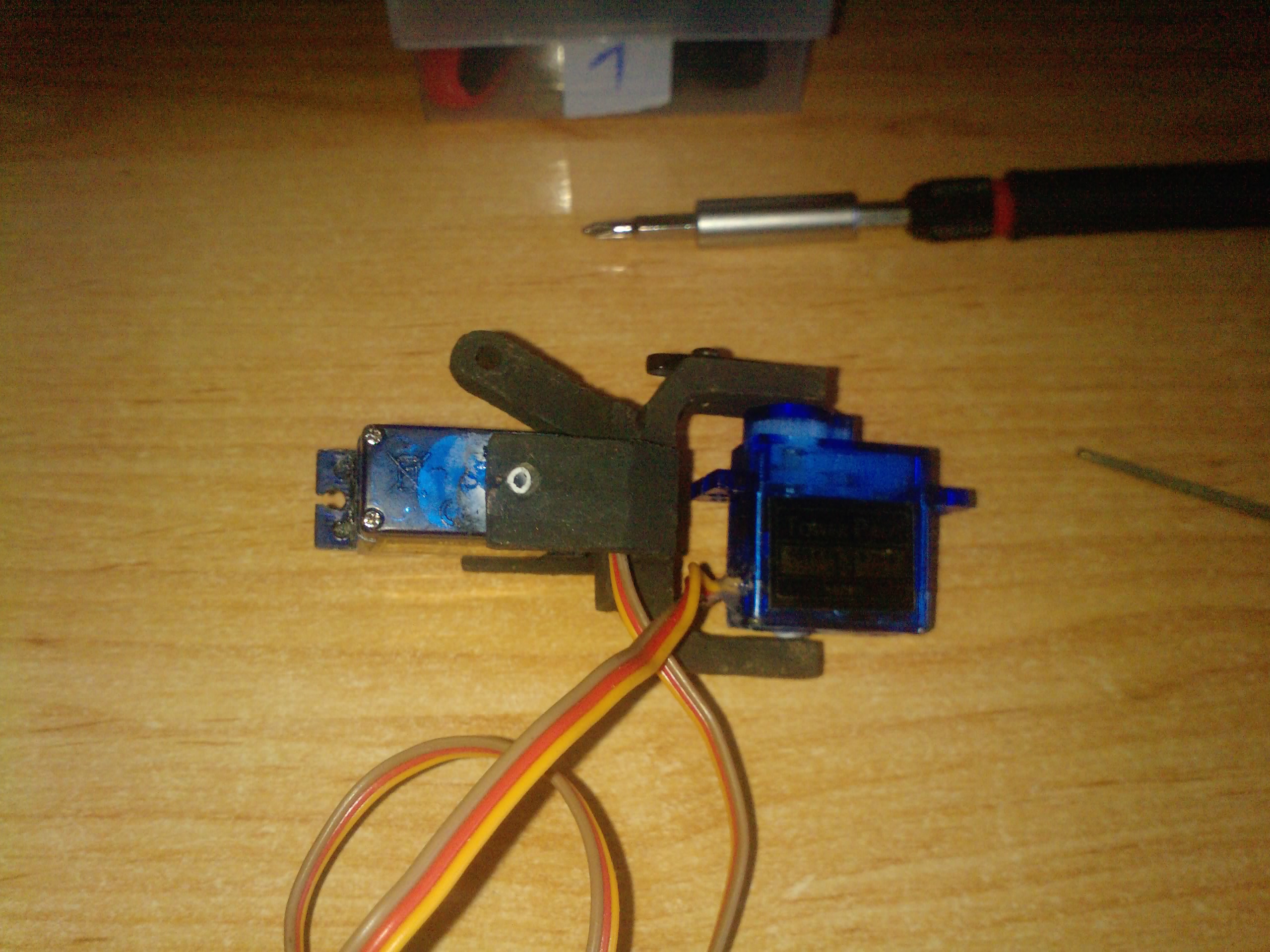 DIY Handmade Hexapod With Arduino (Hexdrake) : 19 Steps (with Pictures) - Instructables