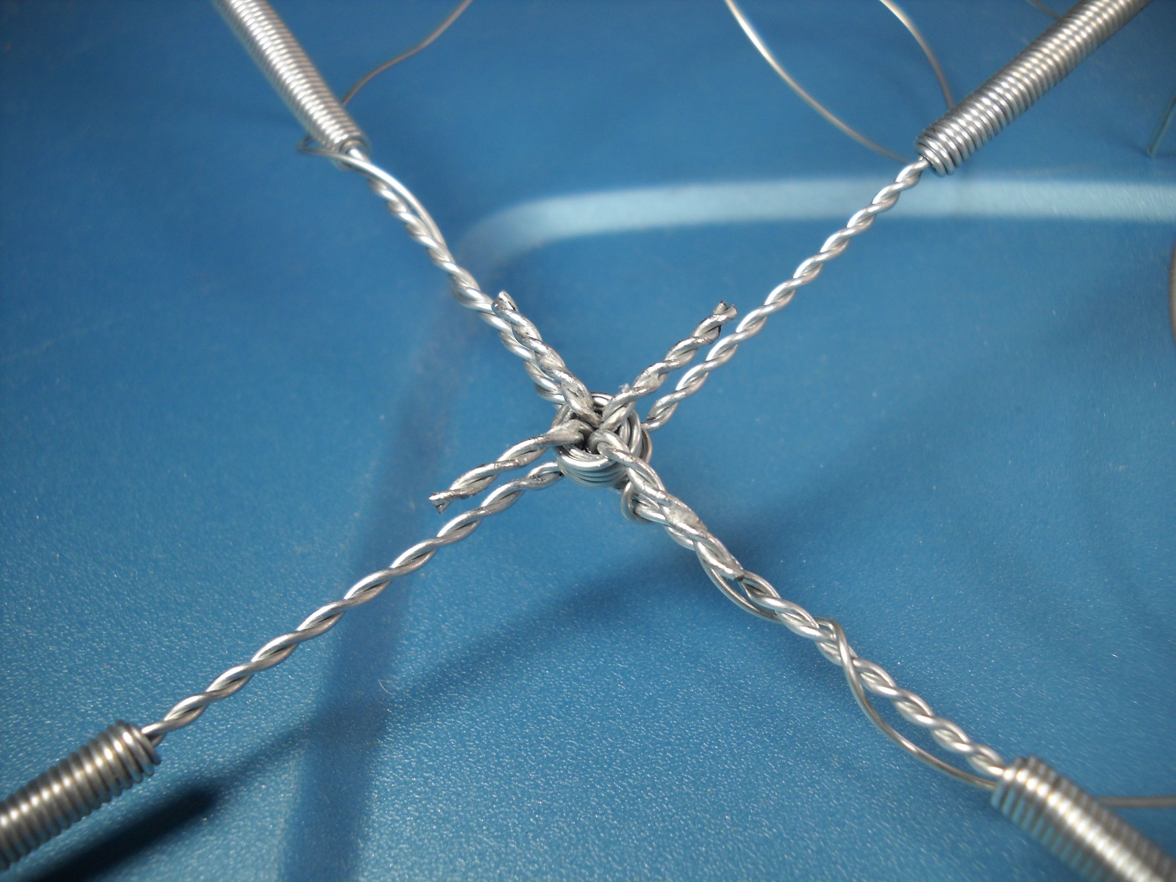 How to Make a Wire Octopus Sculpture (simplified). Cheap and Easy But ...