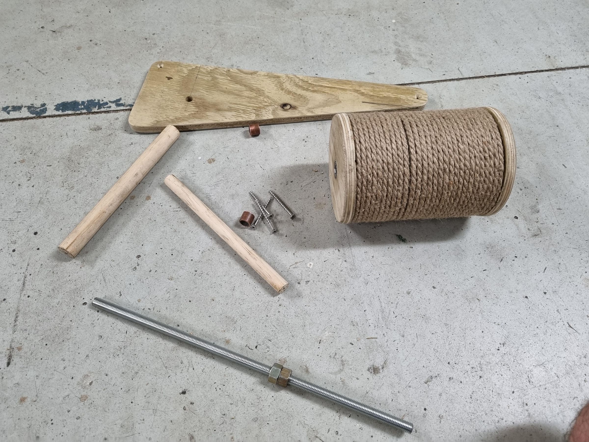 Cat Scratch Wheel : 8 Steps (with Pictures) - Instructables