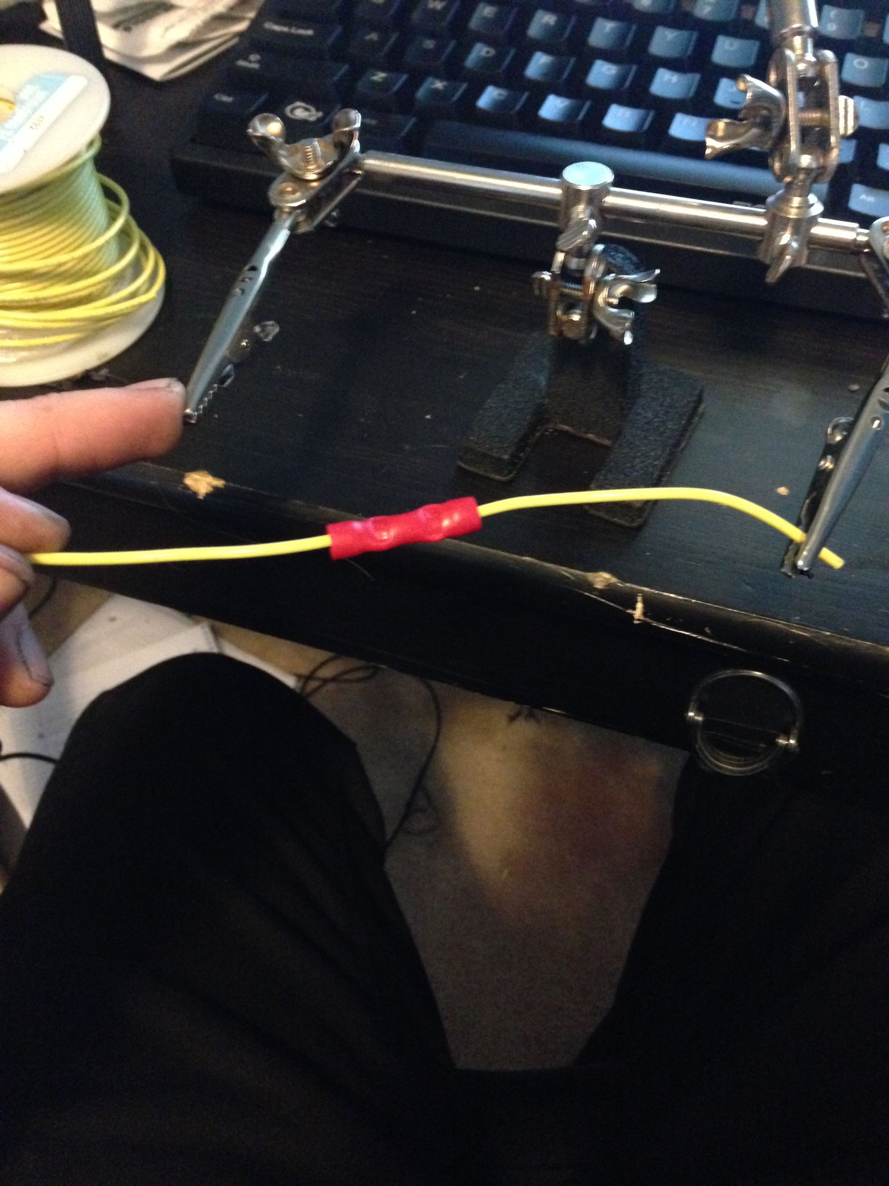 How to Strip and Connect Wires With a Butt Connector : 10 Steps ...