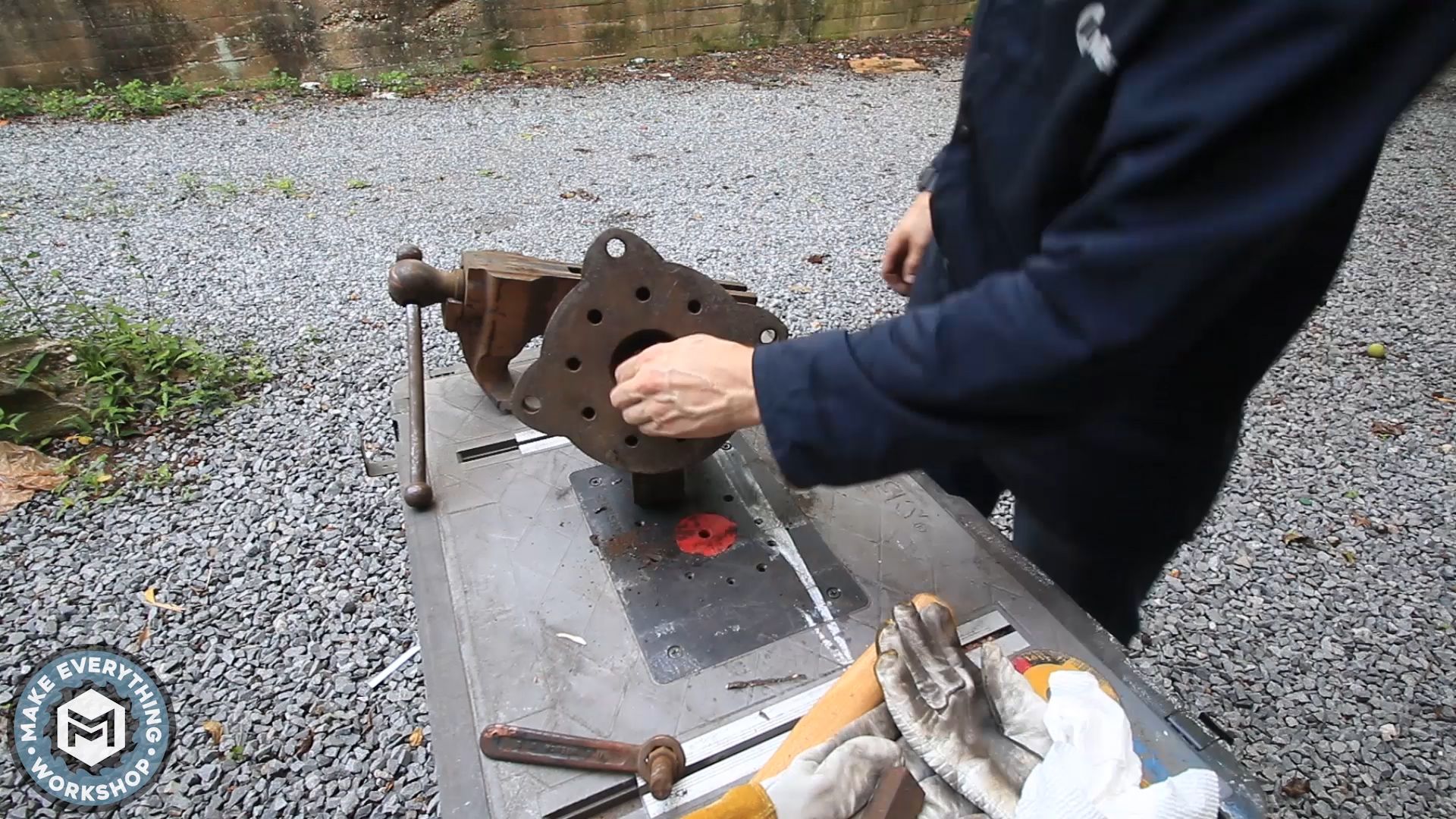 Restoring a 100 Year Old Vise! : 18 Steps (with Pictures) - Instructables