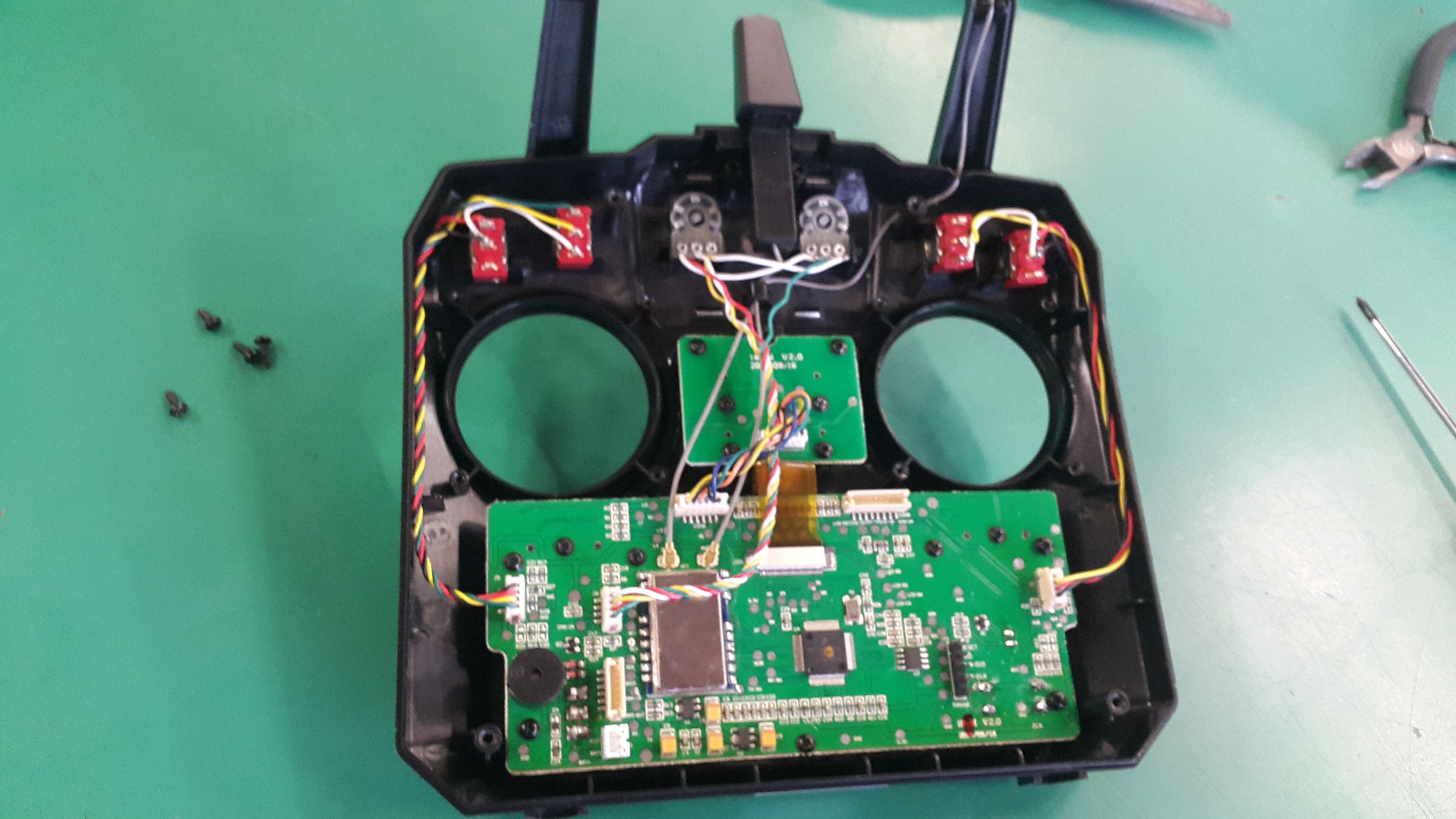 How to Invert the Controls of Radio Control EACHINE I6 : 5 Steps ...