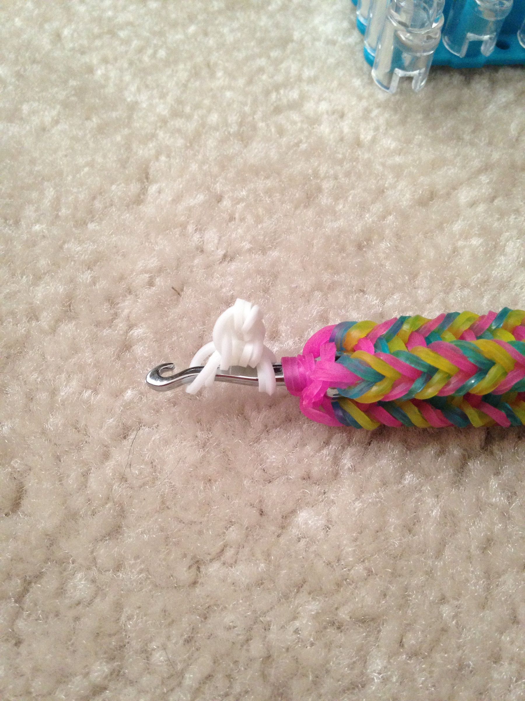 Loom Cat Charm : 31 Steps (with Pictures) - Instructables