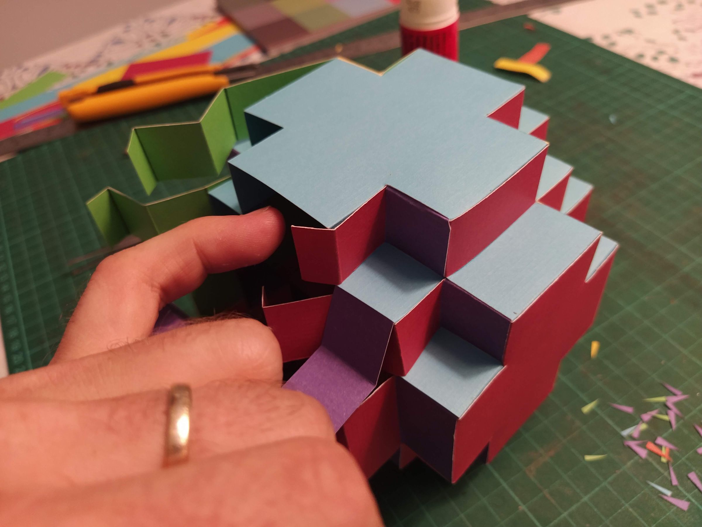 Paper Voxel Sphere : 8 Steps (with Pictures) - Instructables