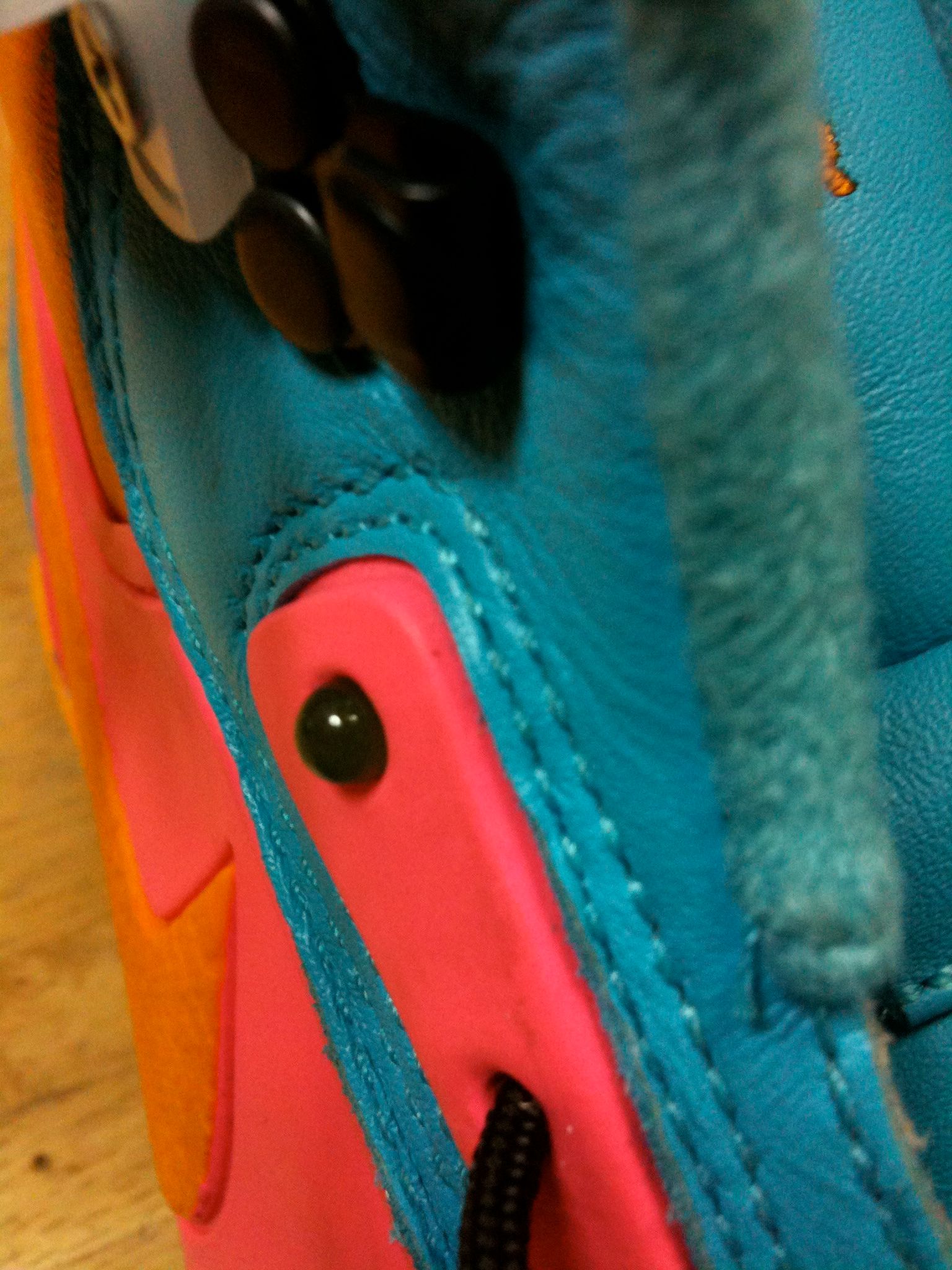 Power Laces- the Auto Lacing Shoe : 9 Steps (with Pictures) - Instructables