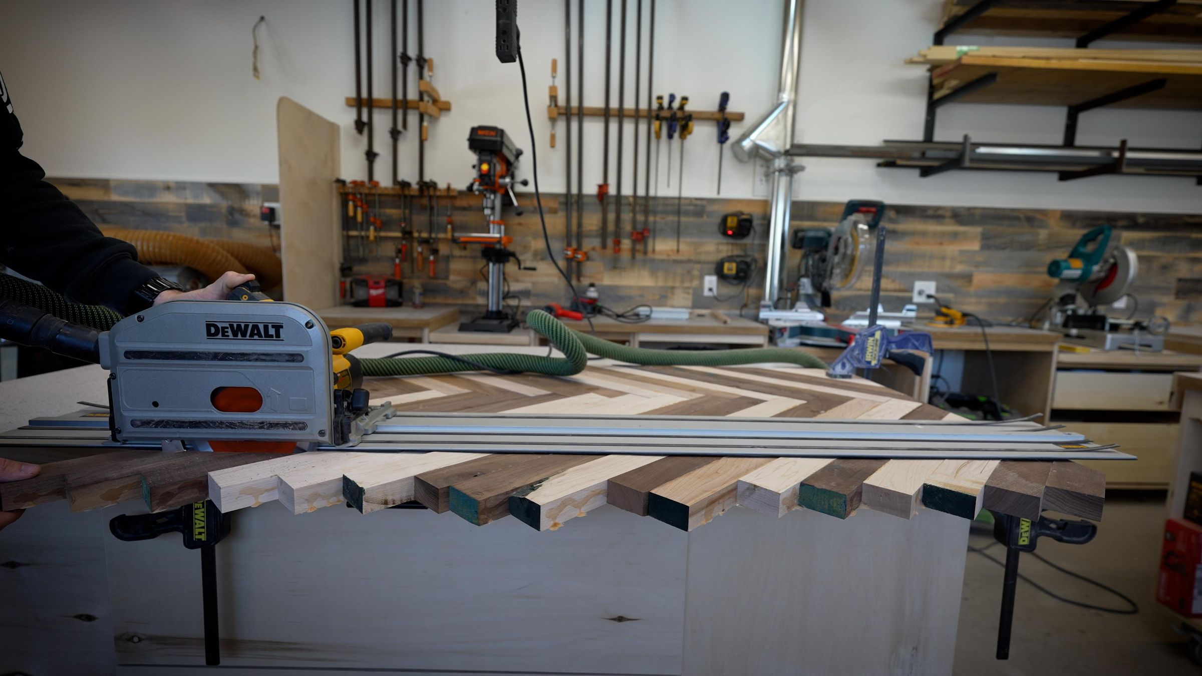 The Solid Wood Herringbone Pattern Table V2.0 : 19 Steps (with Pictures ...