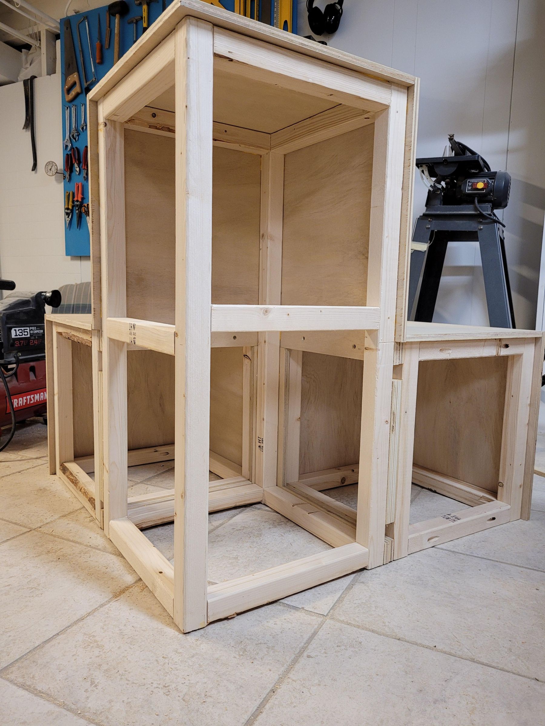 Rainbow Cubes Photo Backdrop : 6 Steps (with Pictures) - Instructables