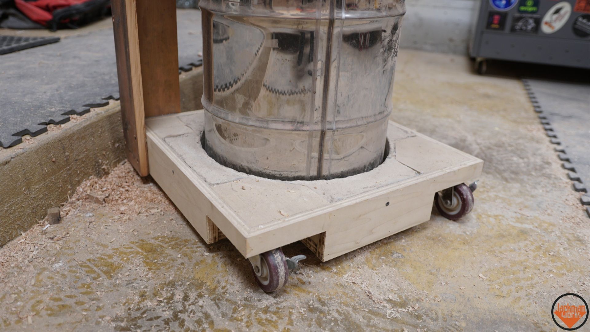 Space Saving Shop-Vac Dust Collector Cart : 11 Steps (with Pictures ...