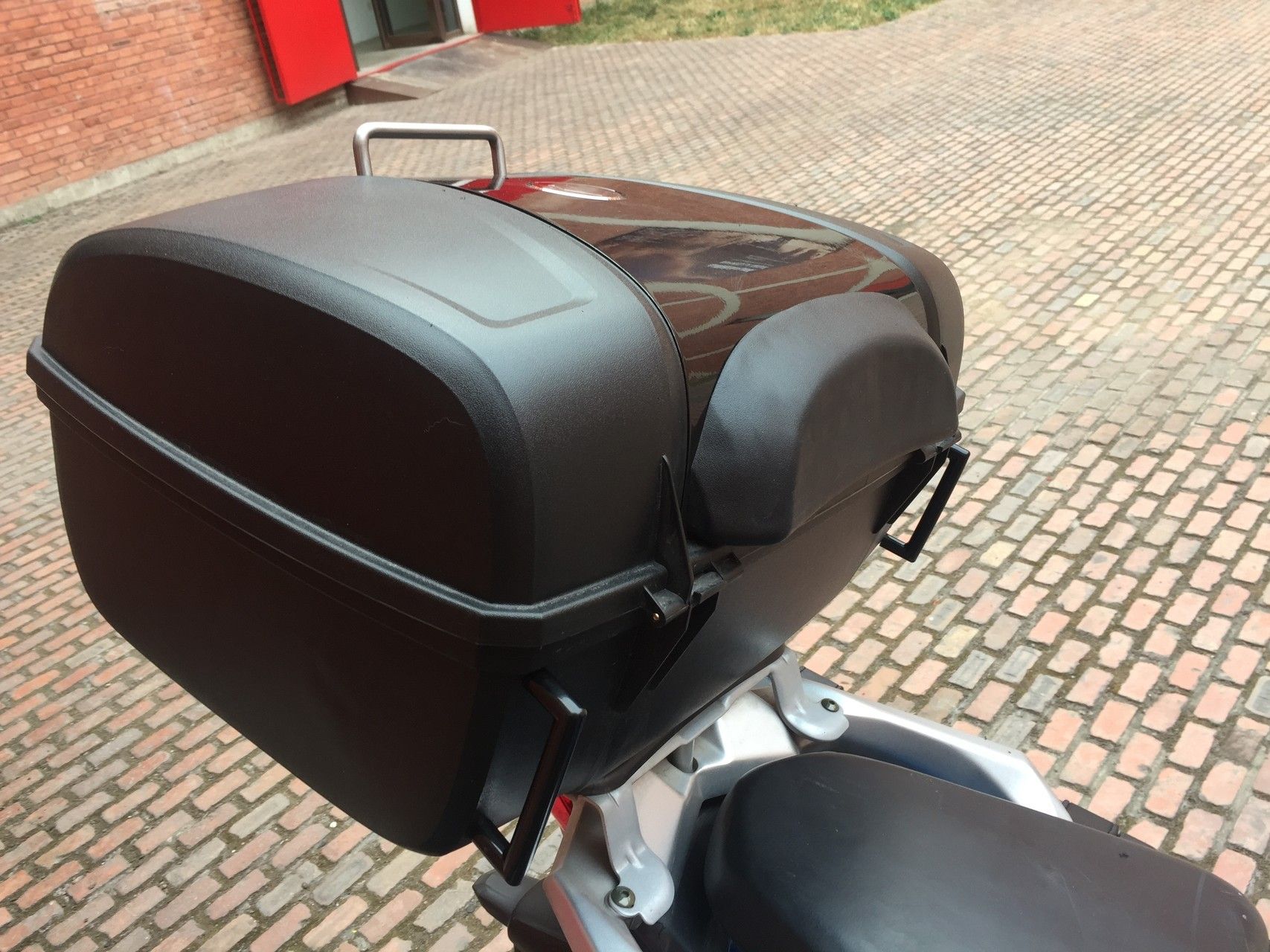 Motorcycle Touring Lashing Points : 4 Steps (with Pictures) - Instructables