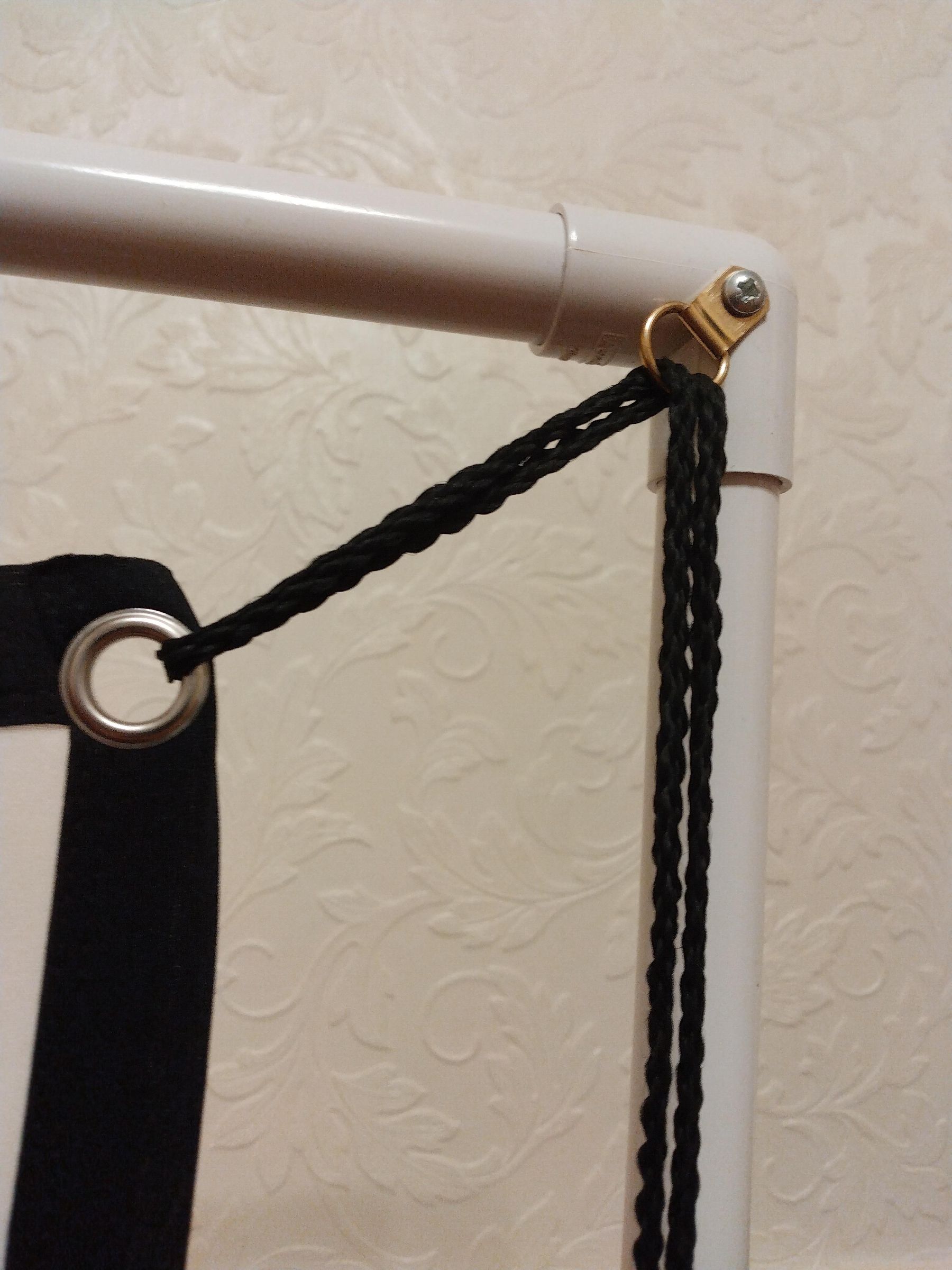 PVC Portable Projector Screen : 4 Steps (with Pictures) - Instructables