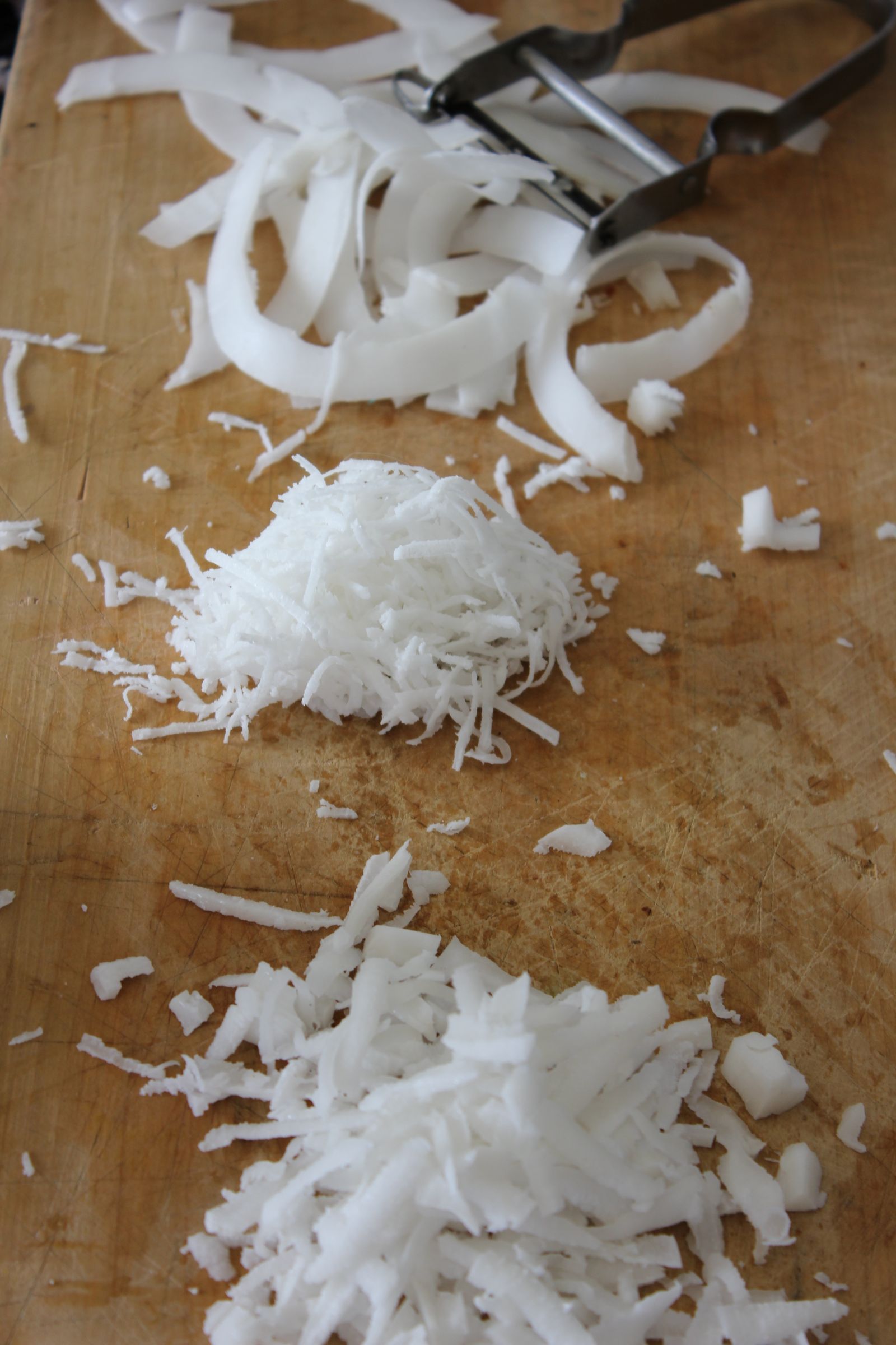 Crack Open a Coconut : 4 Steps - Instructables
