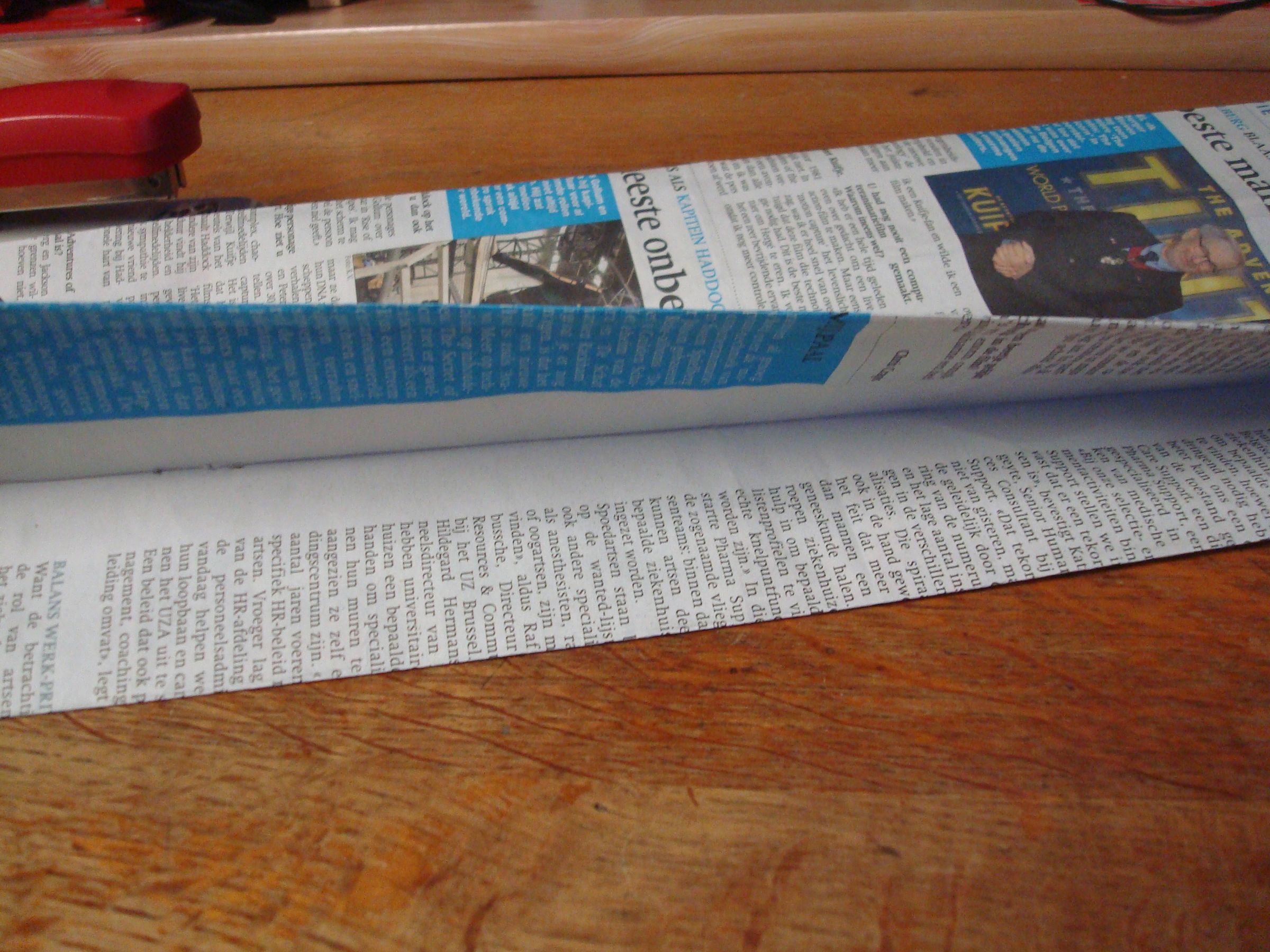 5 Minute Newspaper Bag : 4 Steps - Instructables