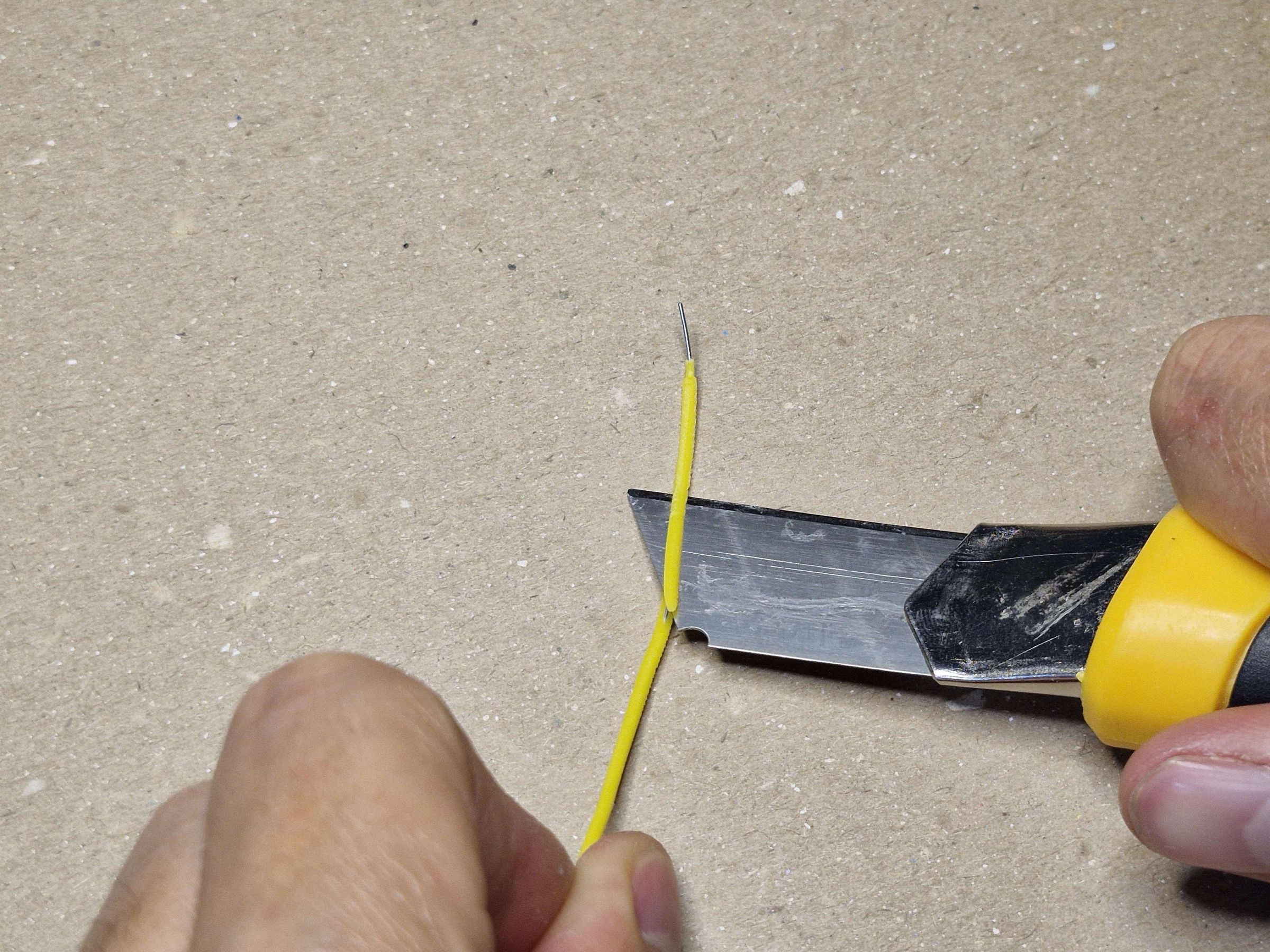 Crafting a Moving Bird Sculpture From Wooden Sticks and Balsa Wood : 23 ...