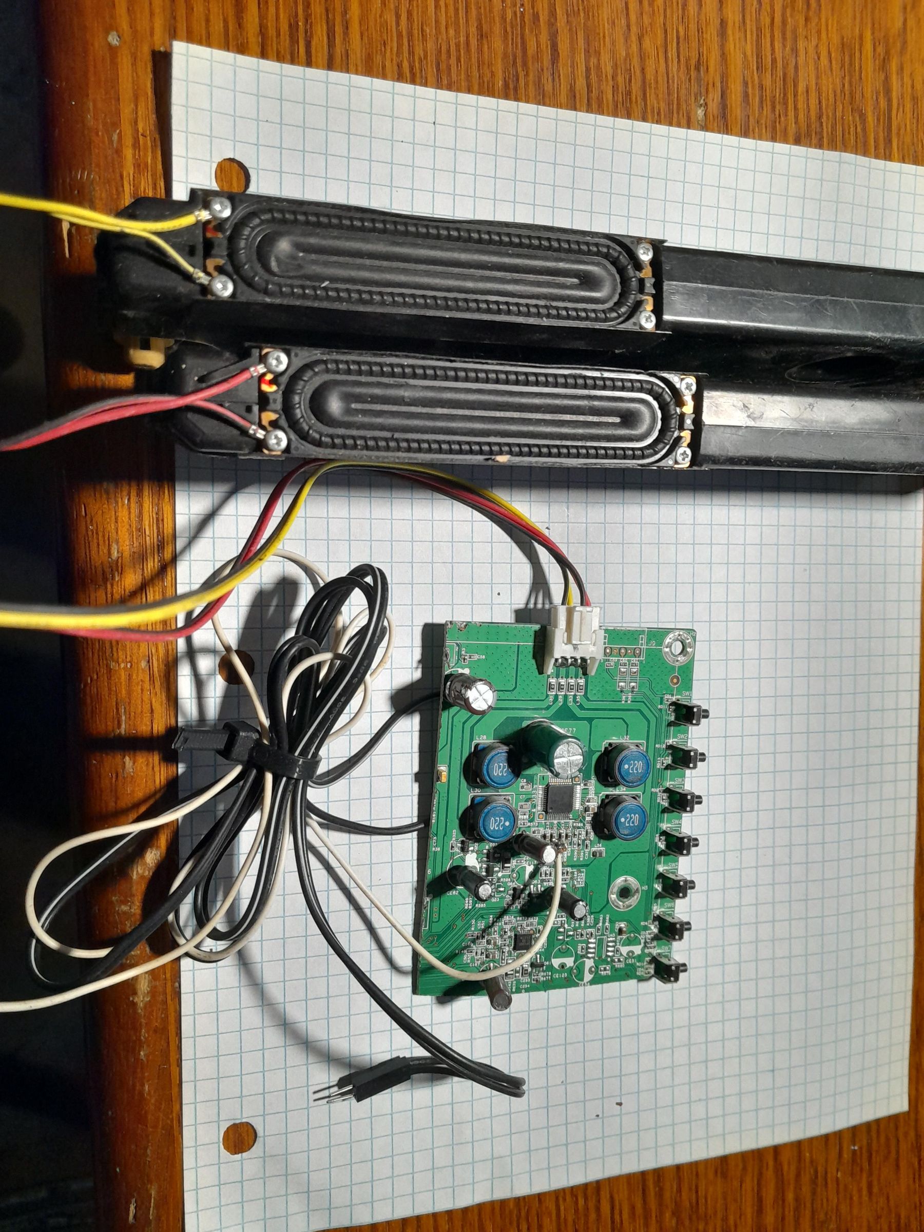 Sanyo CCB (Computer Control Bus) : 7 Steps - Instructables