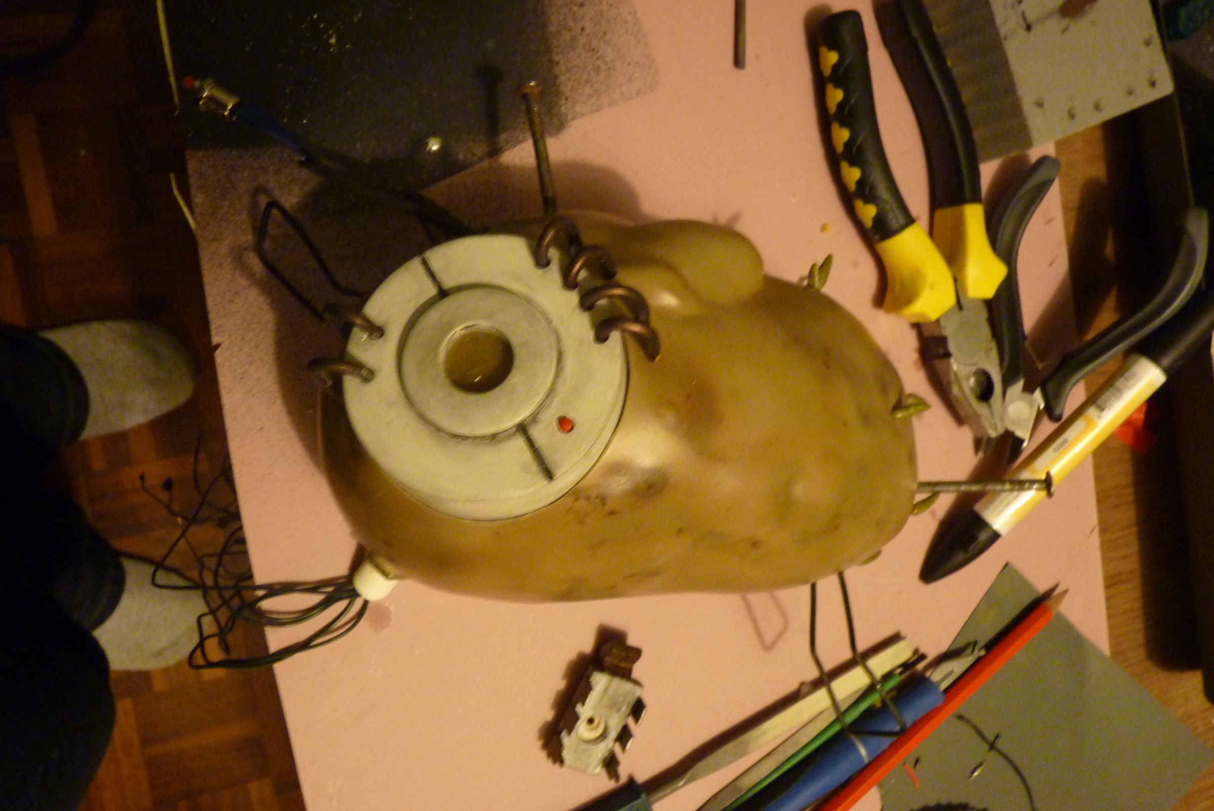 Light Up and Talking PotatOS From Portal 2 : 9 Steps (with Pictures ...