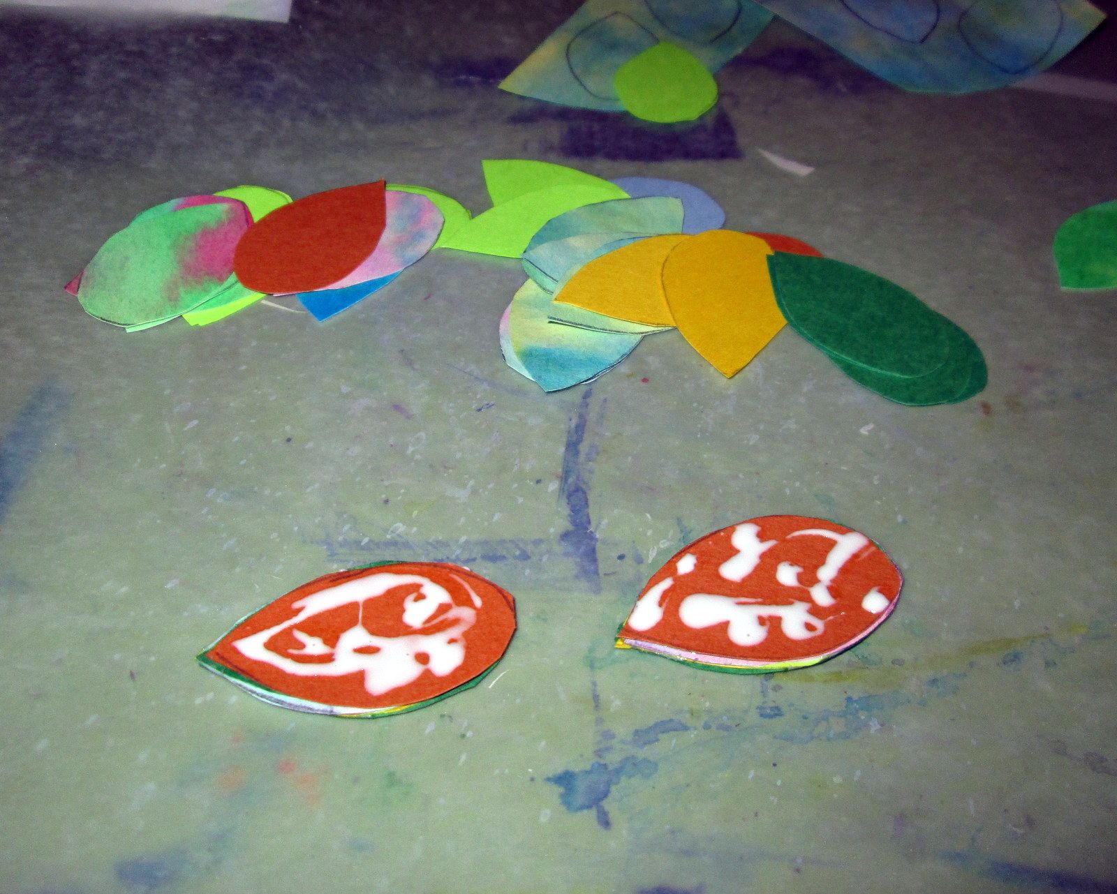 Stacked Paper Jewelry : 5 Steps (with Pictures) - Instructables