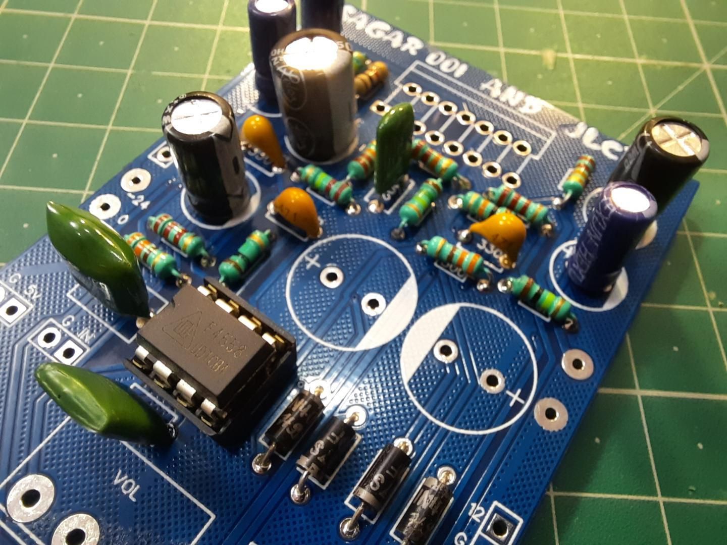 Bass Boosted Amplifier for Bass Tube : 9 Steps - Instructables