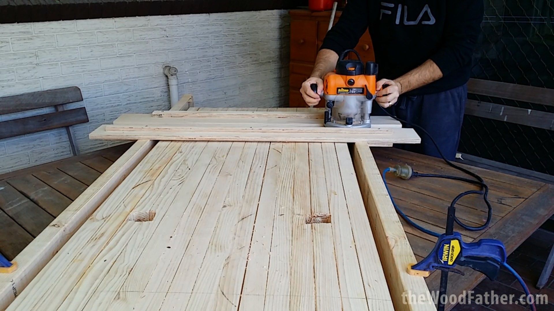 A Solid and Cheap 2x4 Workbench : 10 Steps (with Pictures) - Instructables