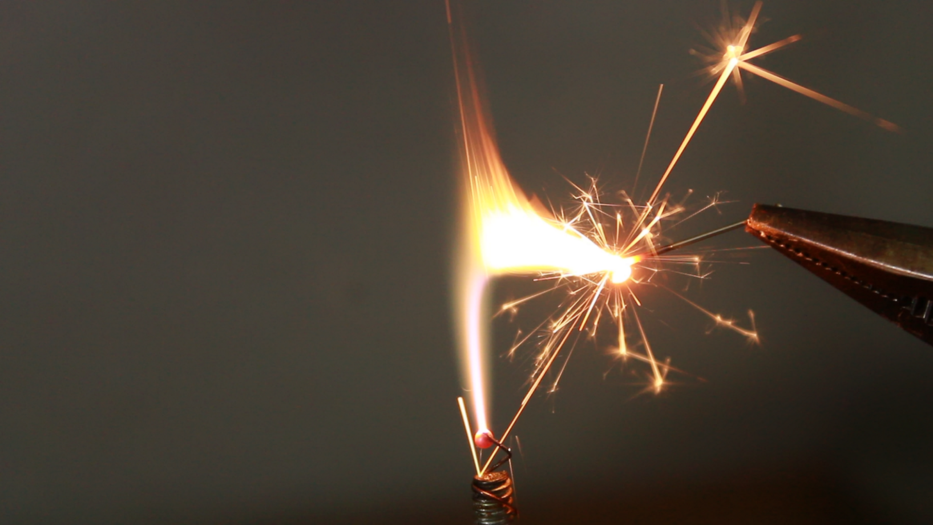 Making the Ultimate Class-E Musical Tesla Coil (Single-FET SSTC) | a ...