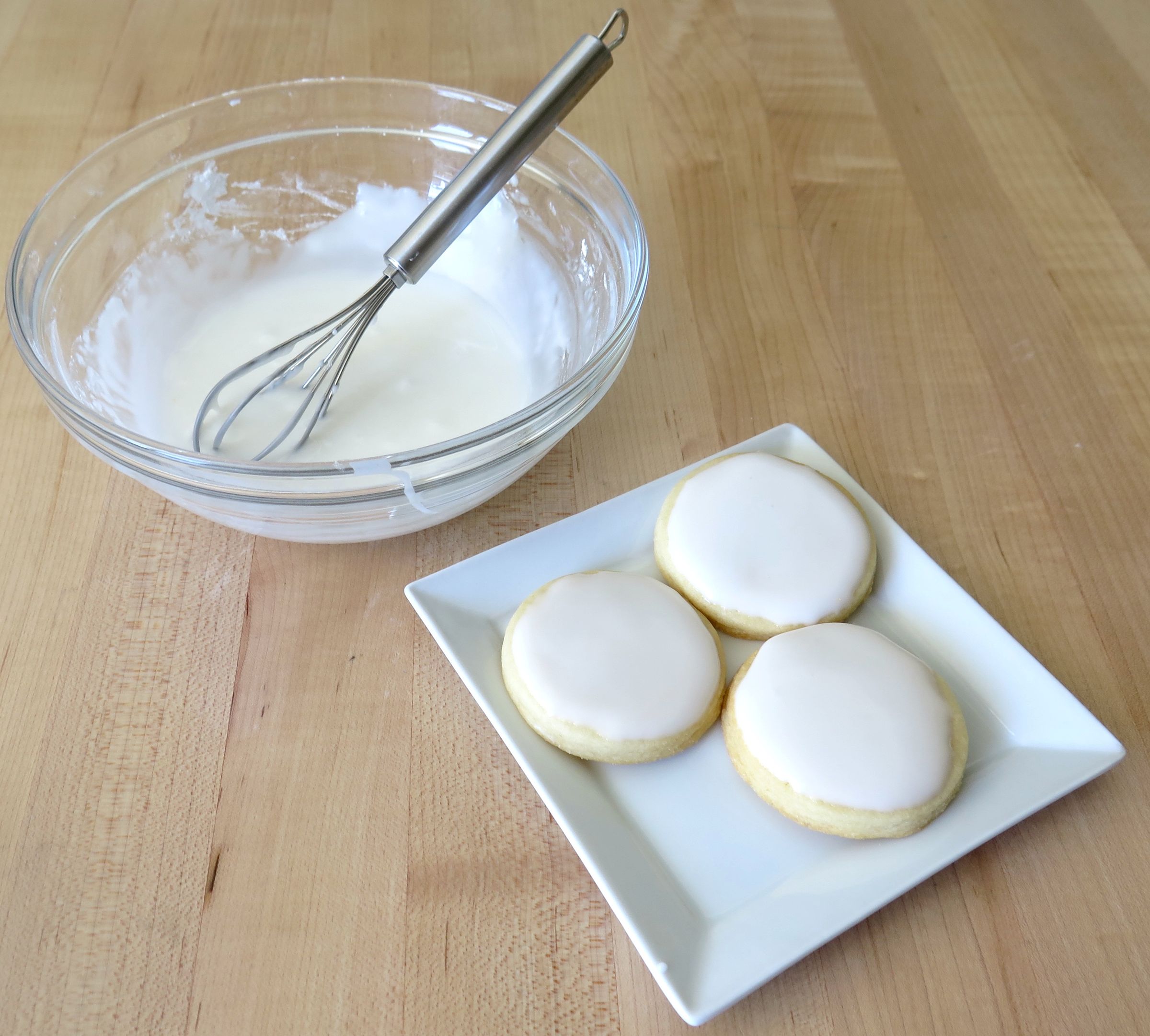 Royal Icing Recipe : 5 Steps (with Pictures) - Instructables