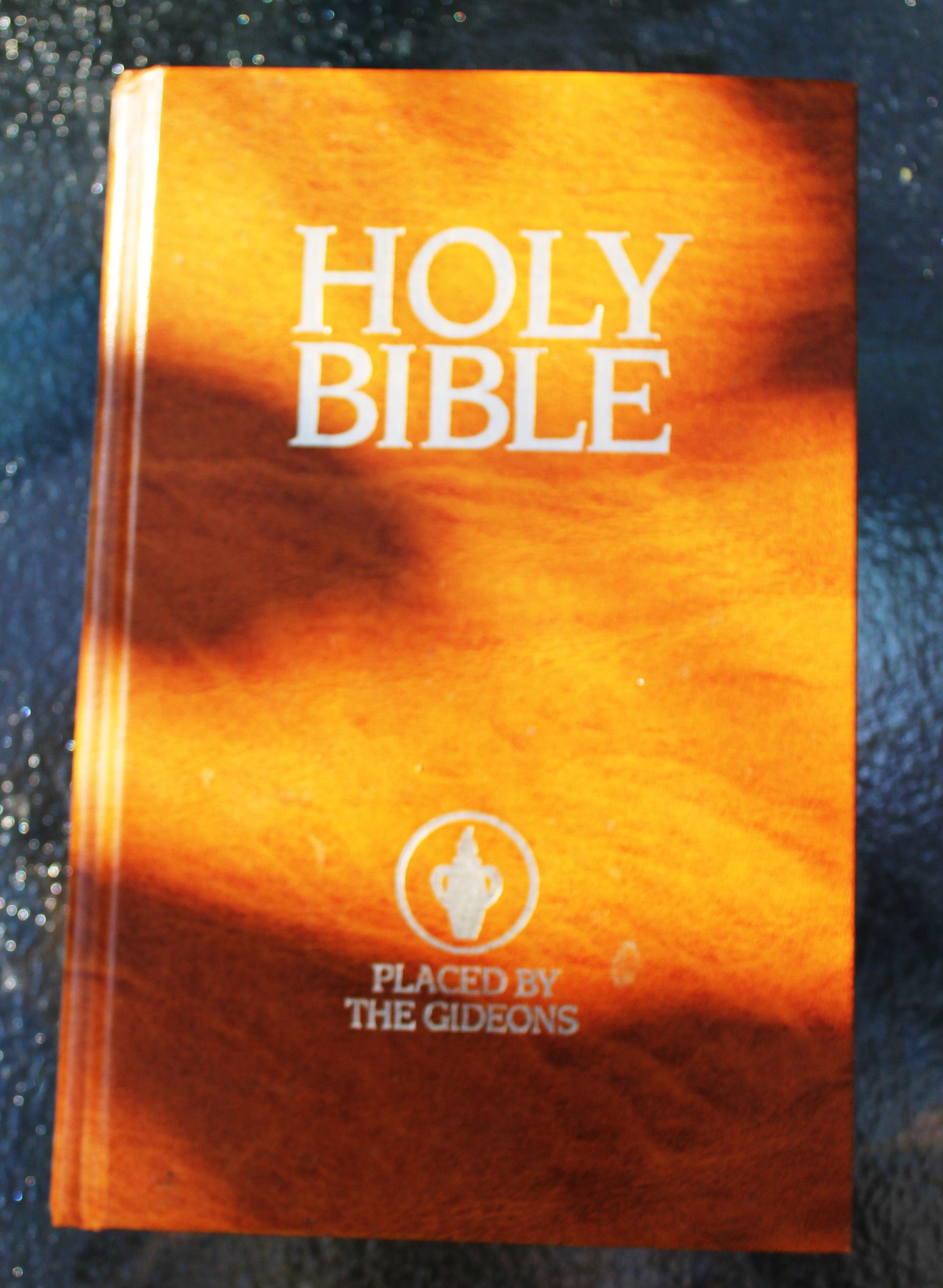 Secret Bible Compartment. : 4 Steps - Instructables