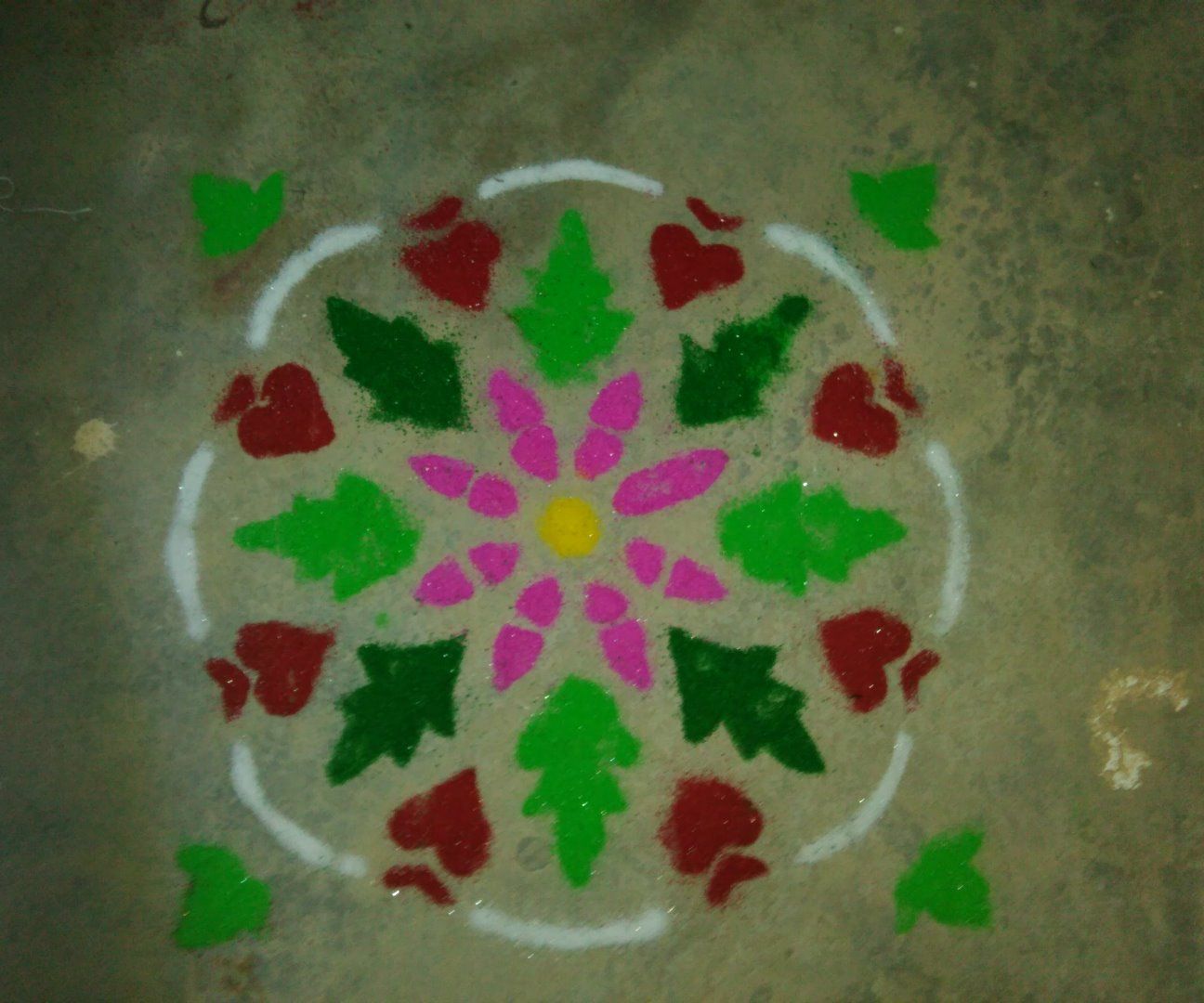 Rangoli Design : 9 Steps - Instructables