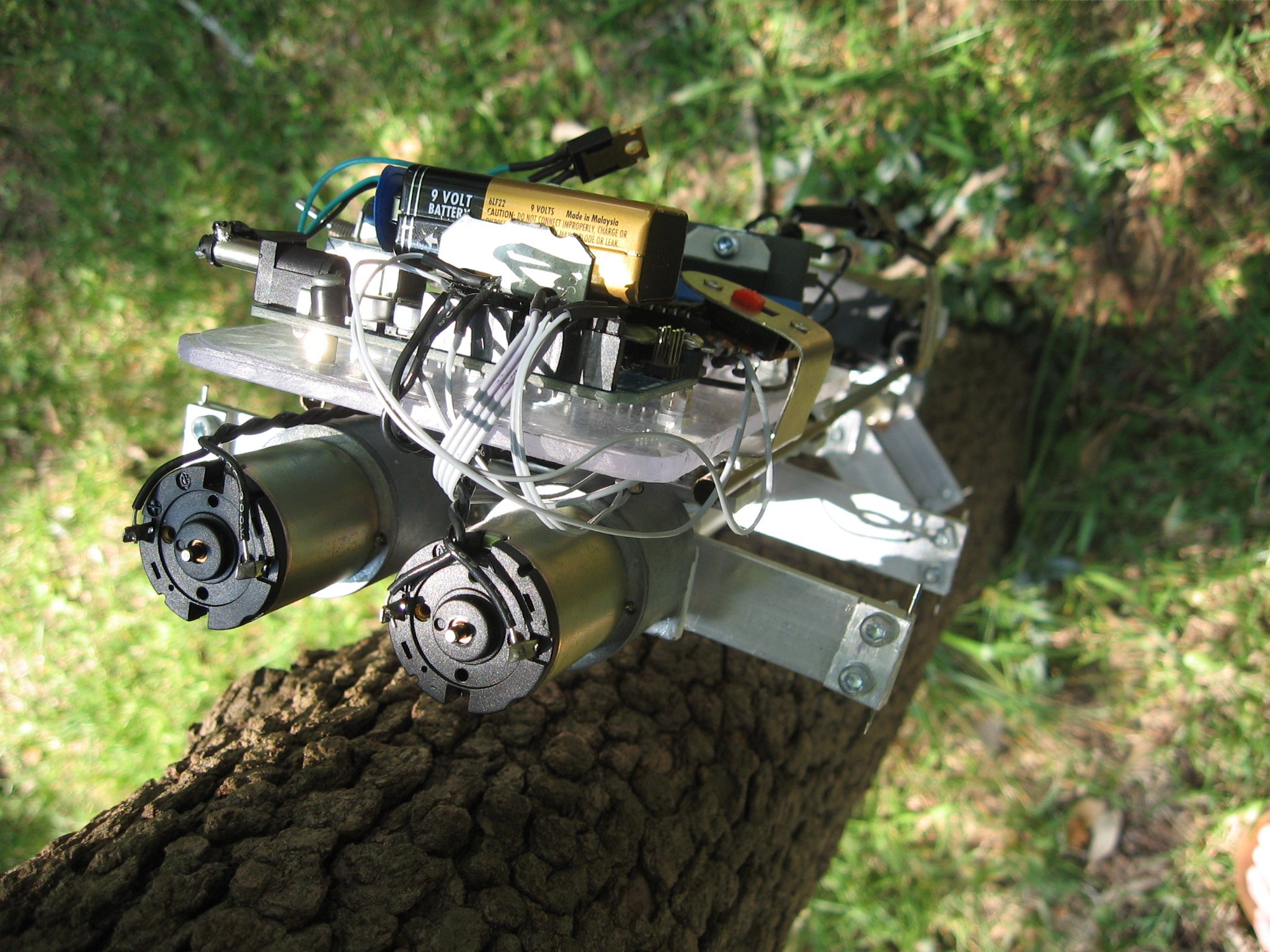 Tree Climbing Robot : 20 Steps (with Pictures) - Instructables