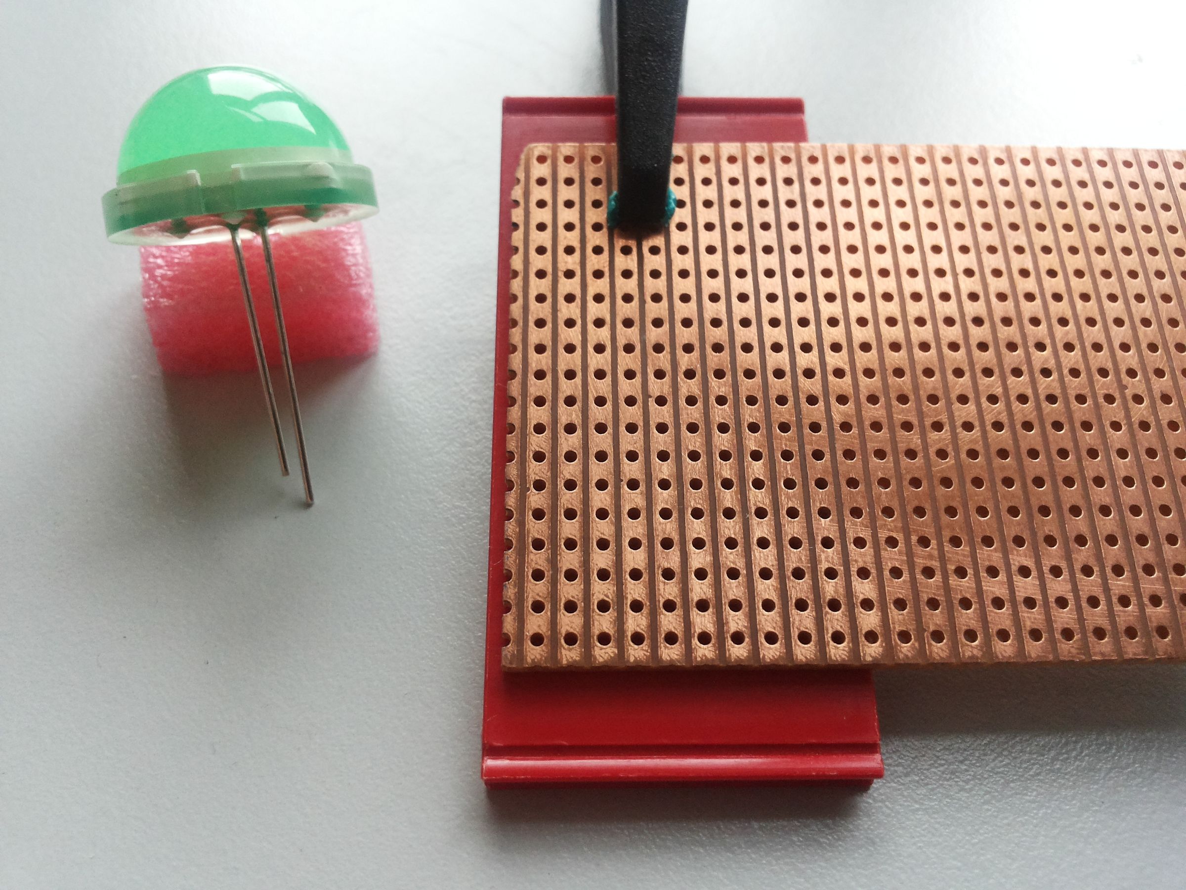 Big LED Signal Lamp for Fischertechnik : 4 Steps - Instructables