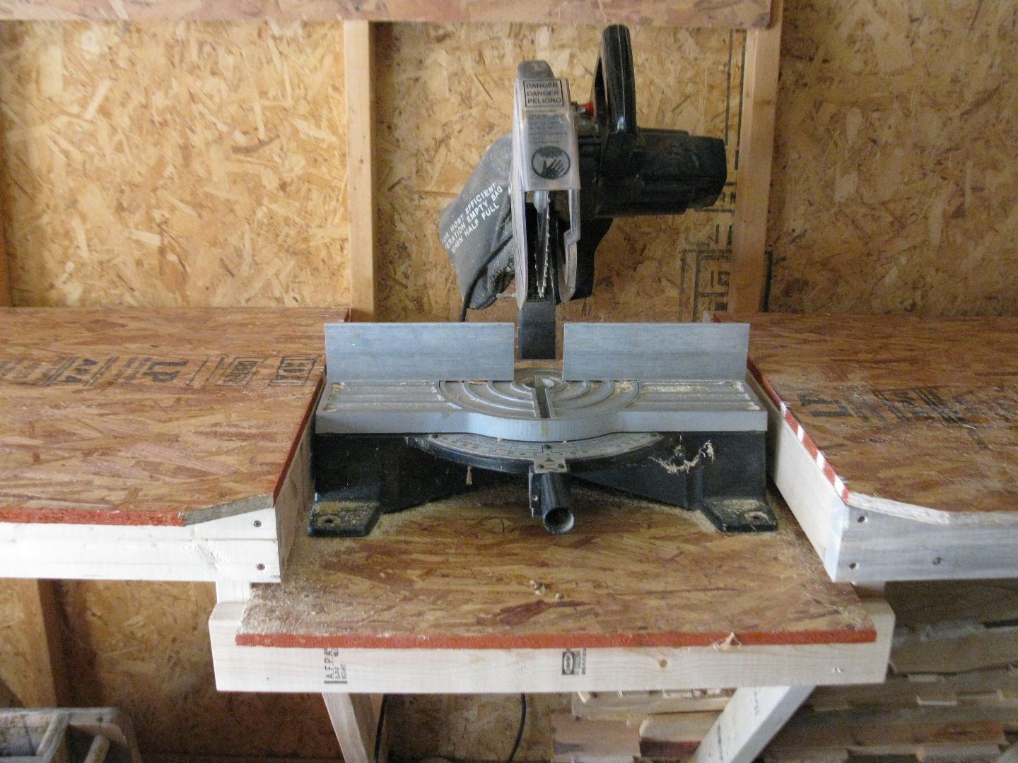 2x4 Work Bench for Cheap : 4 Steps (with Pictures) - Instructables