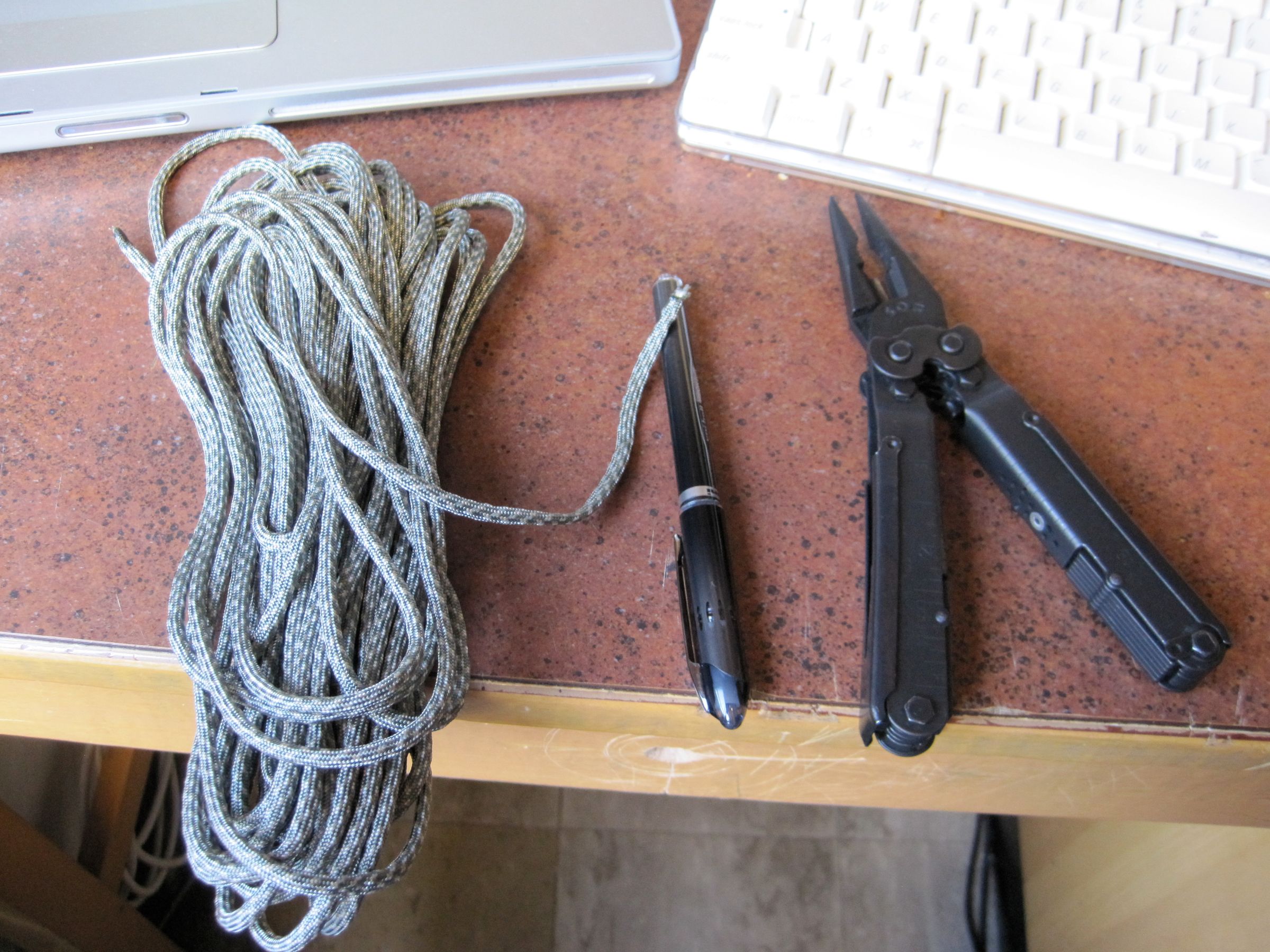 Slatts Paracord Rescue Bracelet (no Buckle) : 7 Steps (with Pictures ...