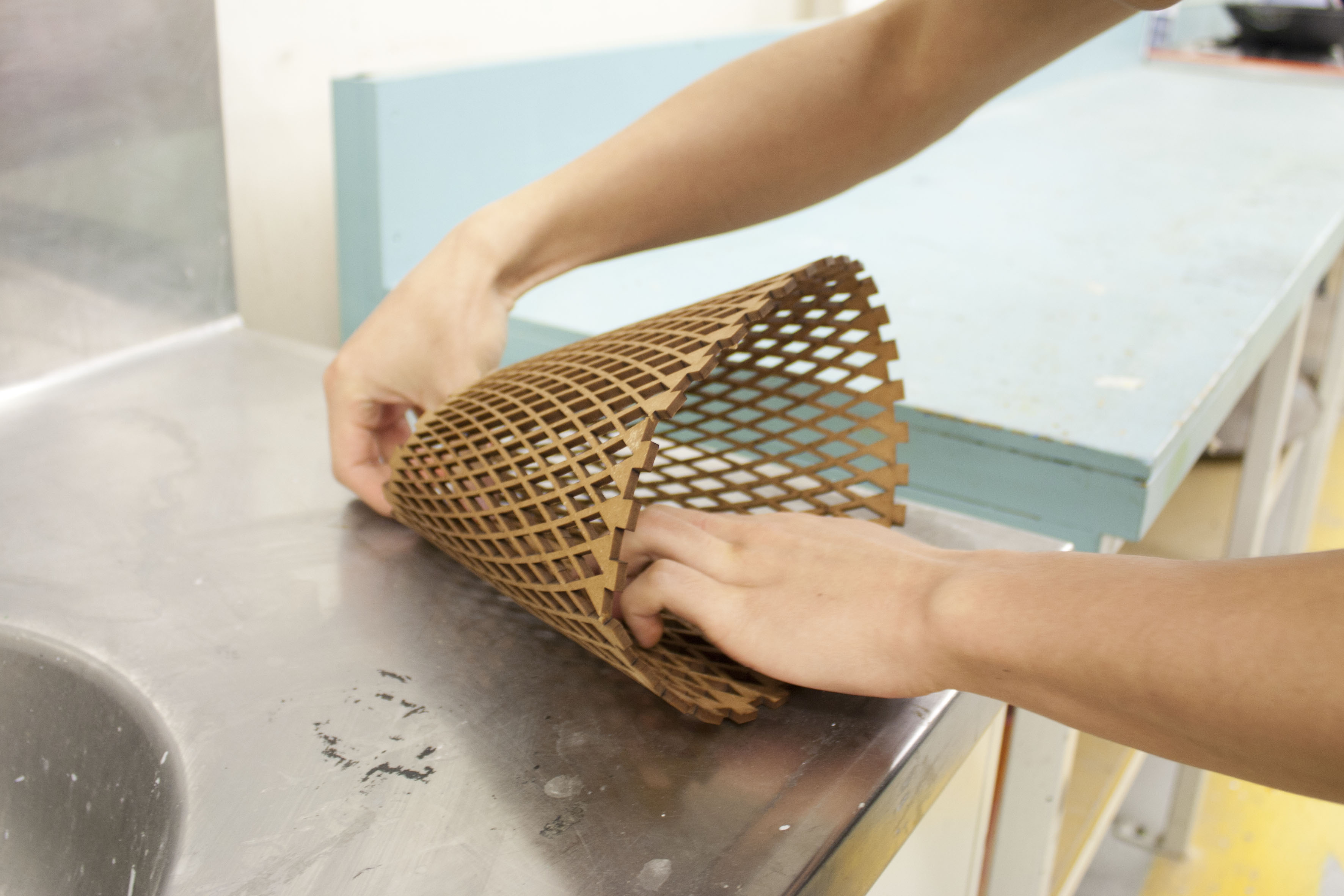 Kerf Table Lamp : 4 Steps (with Pictures) - Instructables