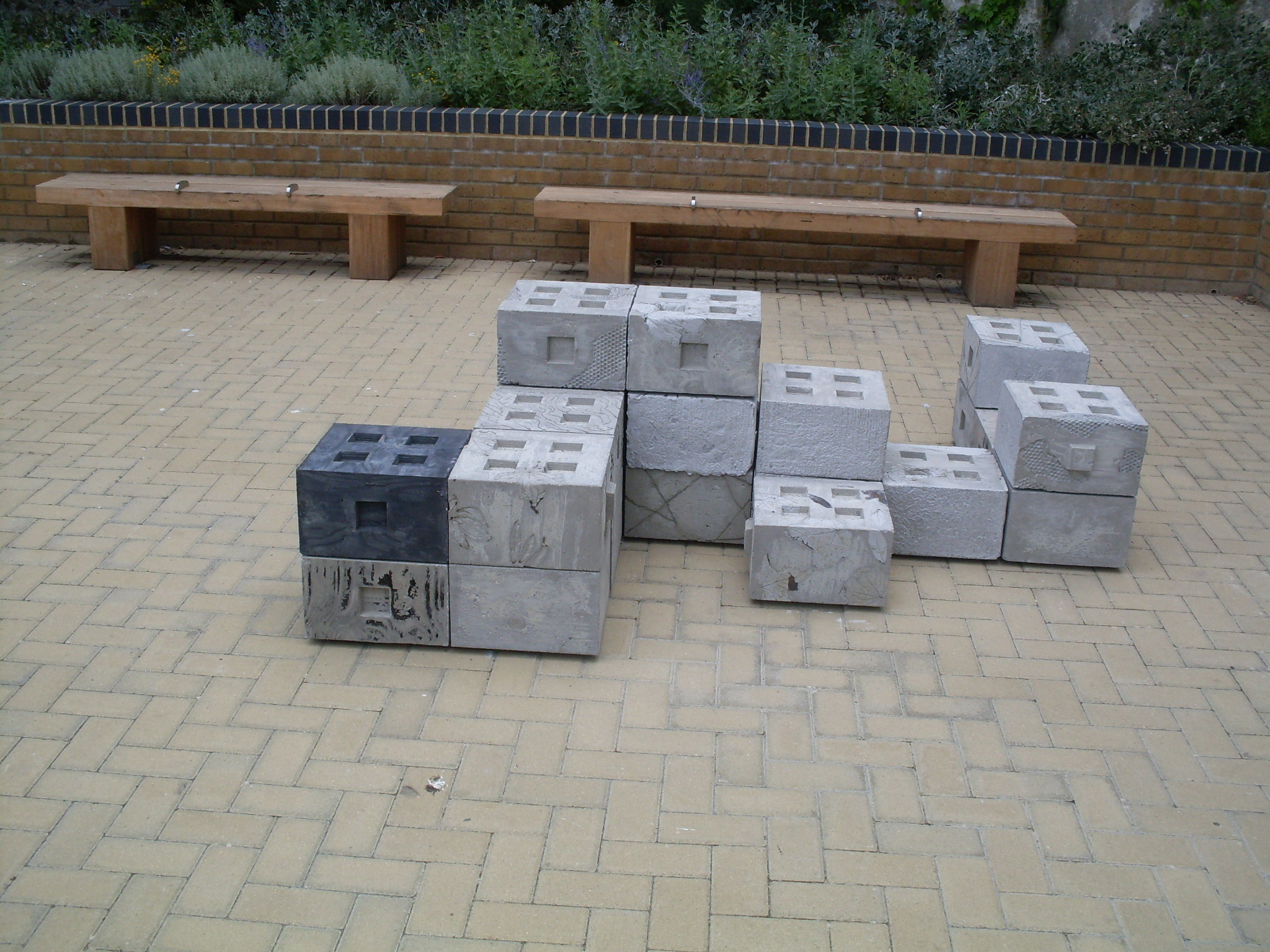 Modular Concrete Bench : 10 Steps (with Pictures) - Instructables