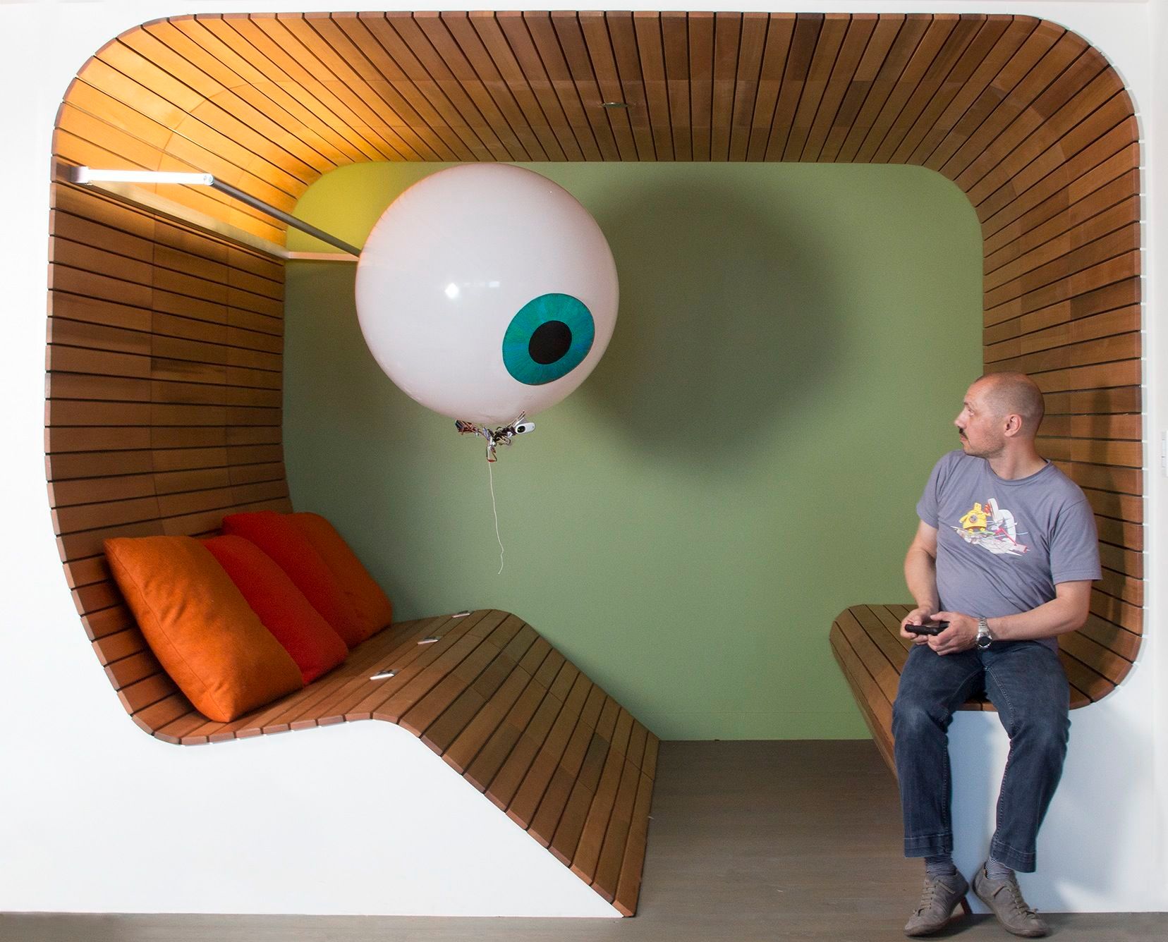 IOS/Android Remote Controlled Blimp With Video Feedback : 9 Steps (with ...