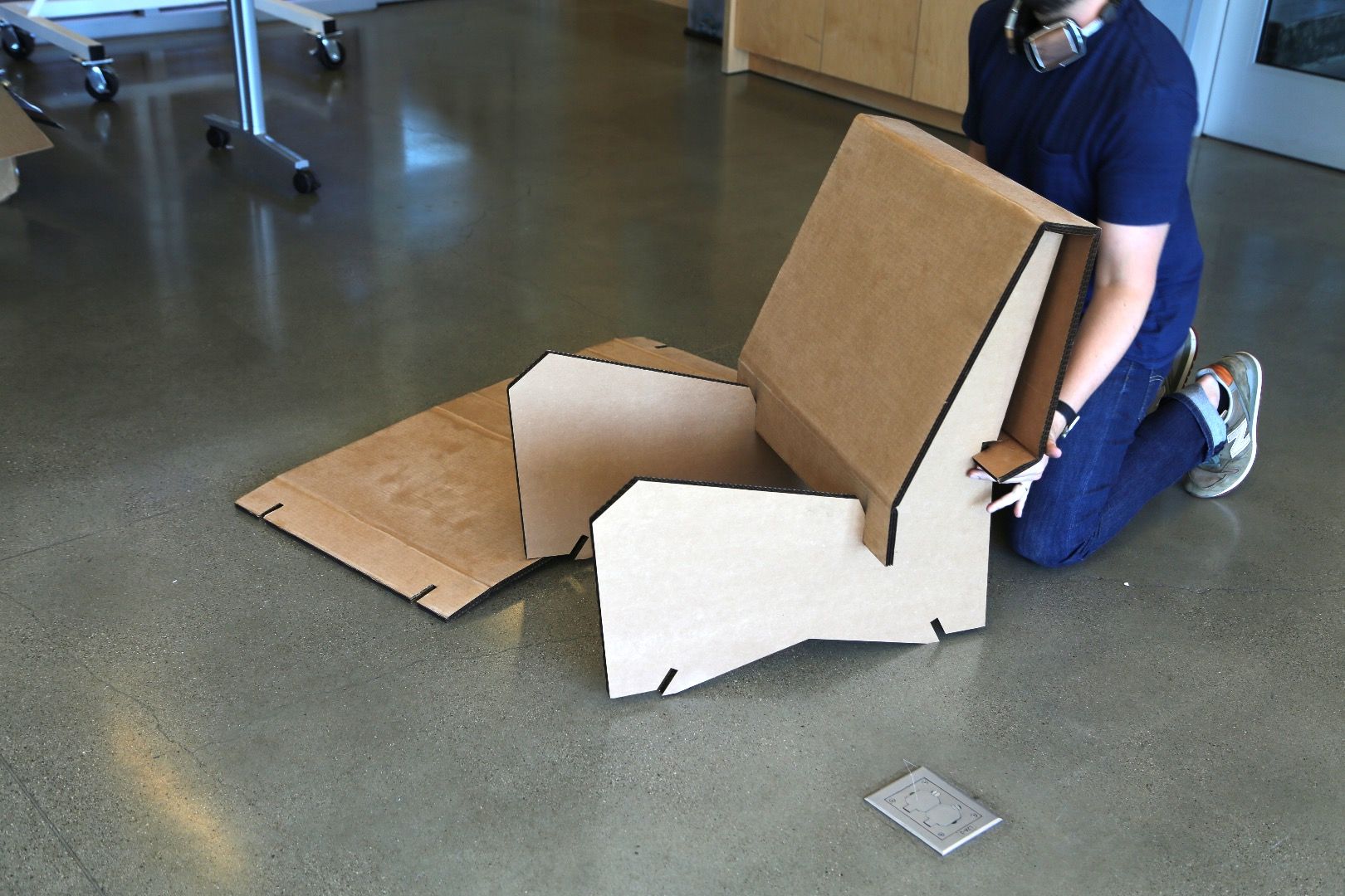 5 Piece Cardboard Lounge Chair : 6 Steps (with Pictures) - Instructables