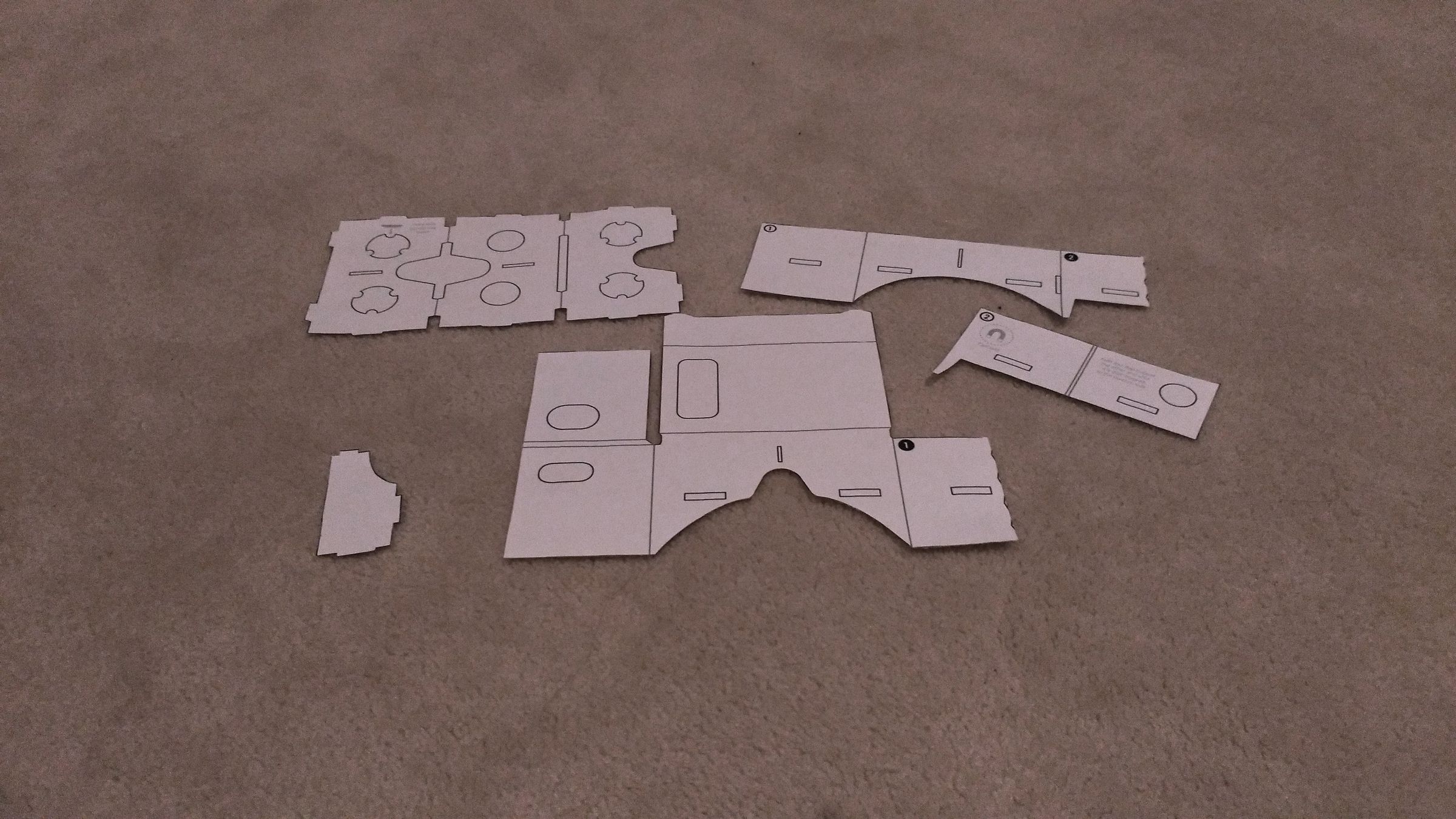 How to Make a Cardboard VR Headset : 6 Steps - Instructables