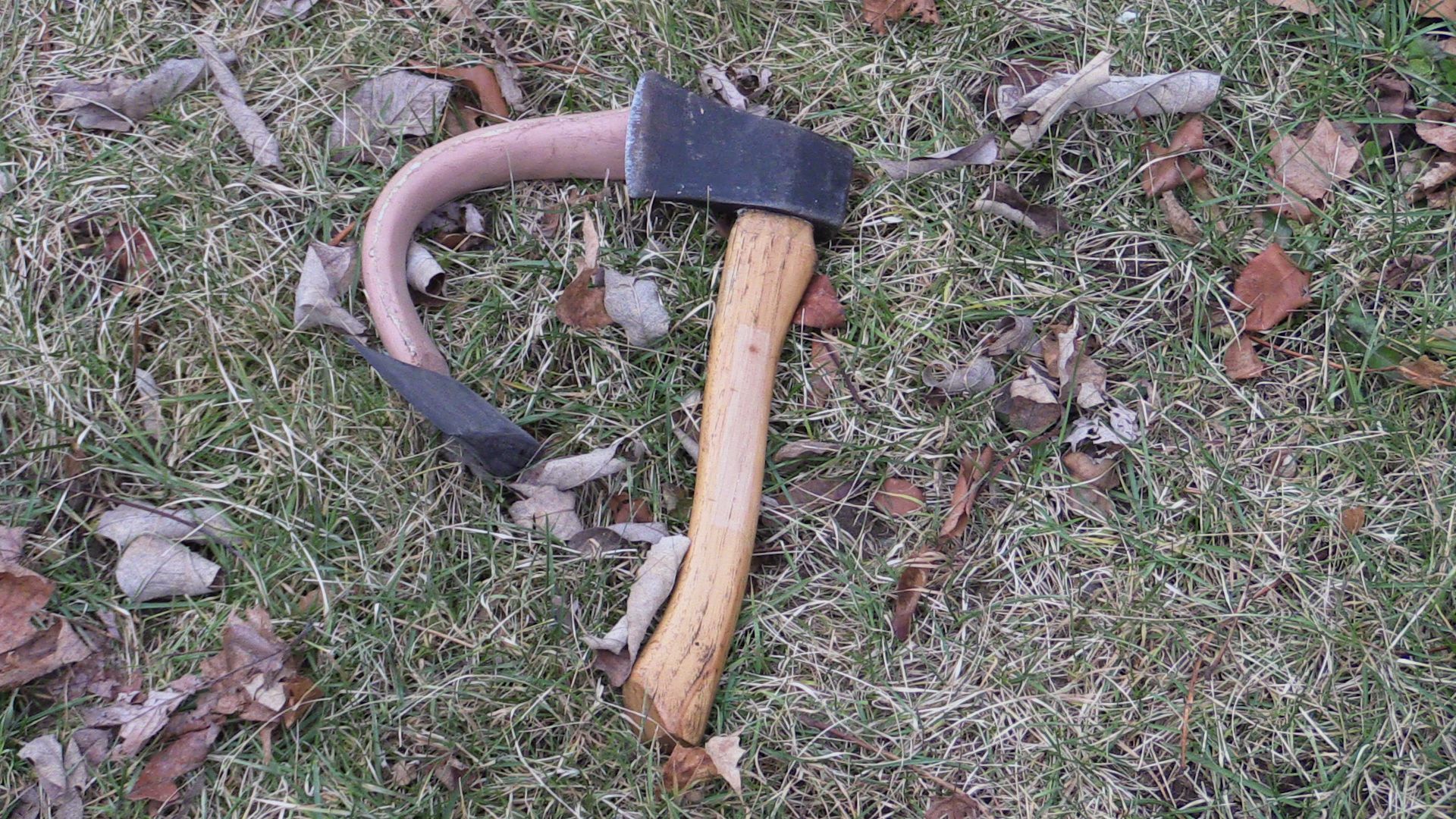 How to Make a Rubber Hatchet (Theater Props, Cosplay) : 14 Steps ...