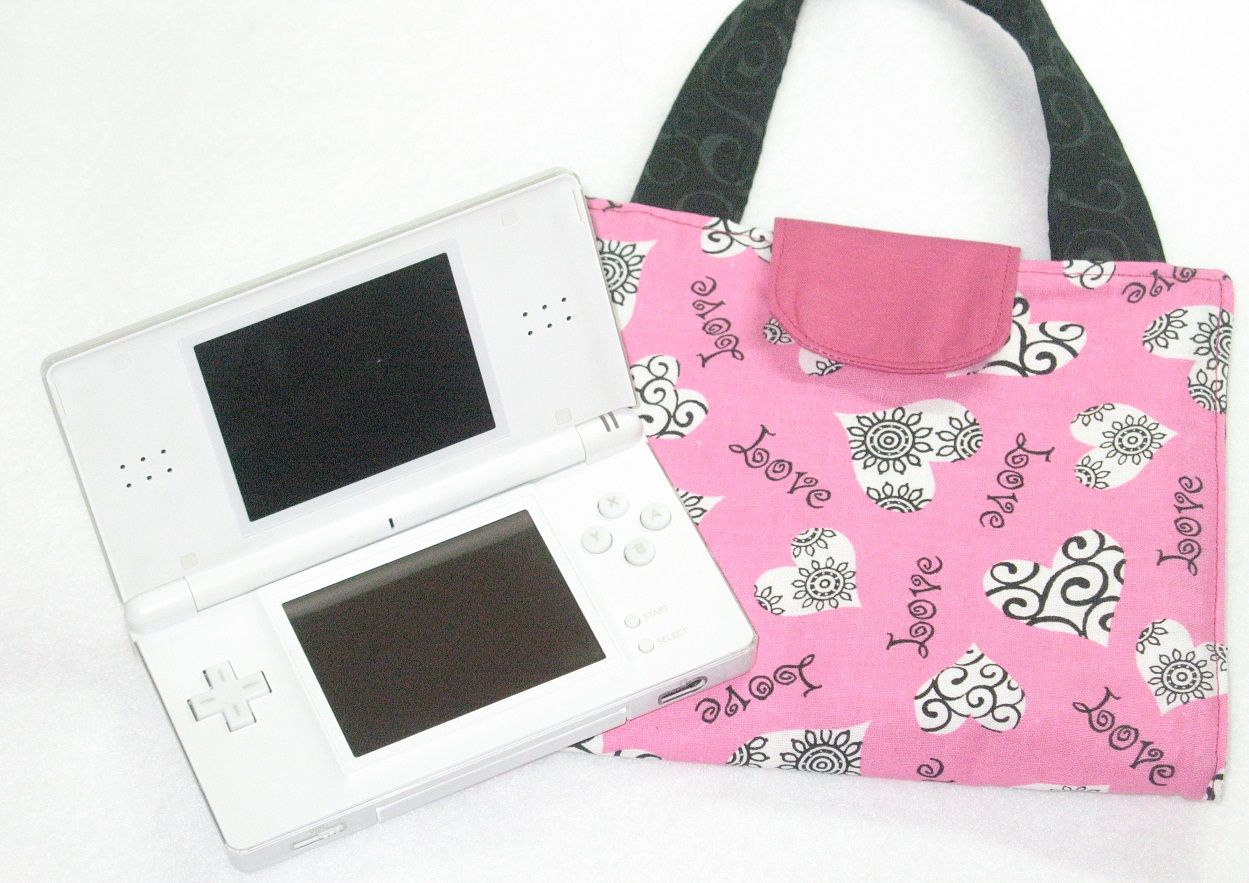 How to Sew a Nintendo DS Carrier! : 11 Steps - Instructables