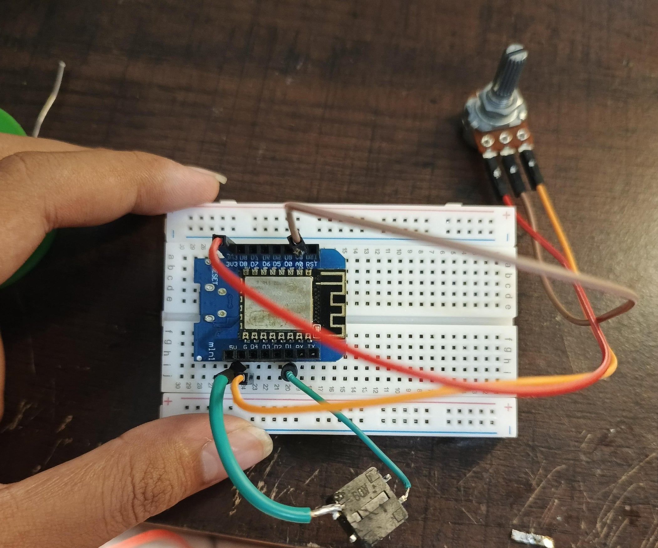 ESP8266 Prototype MIDI Controller Via USB With 1 Button and 1 Potentio - Instructables