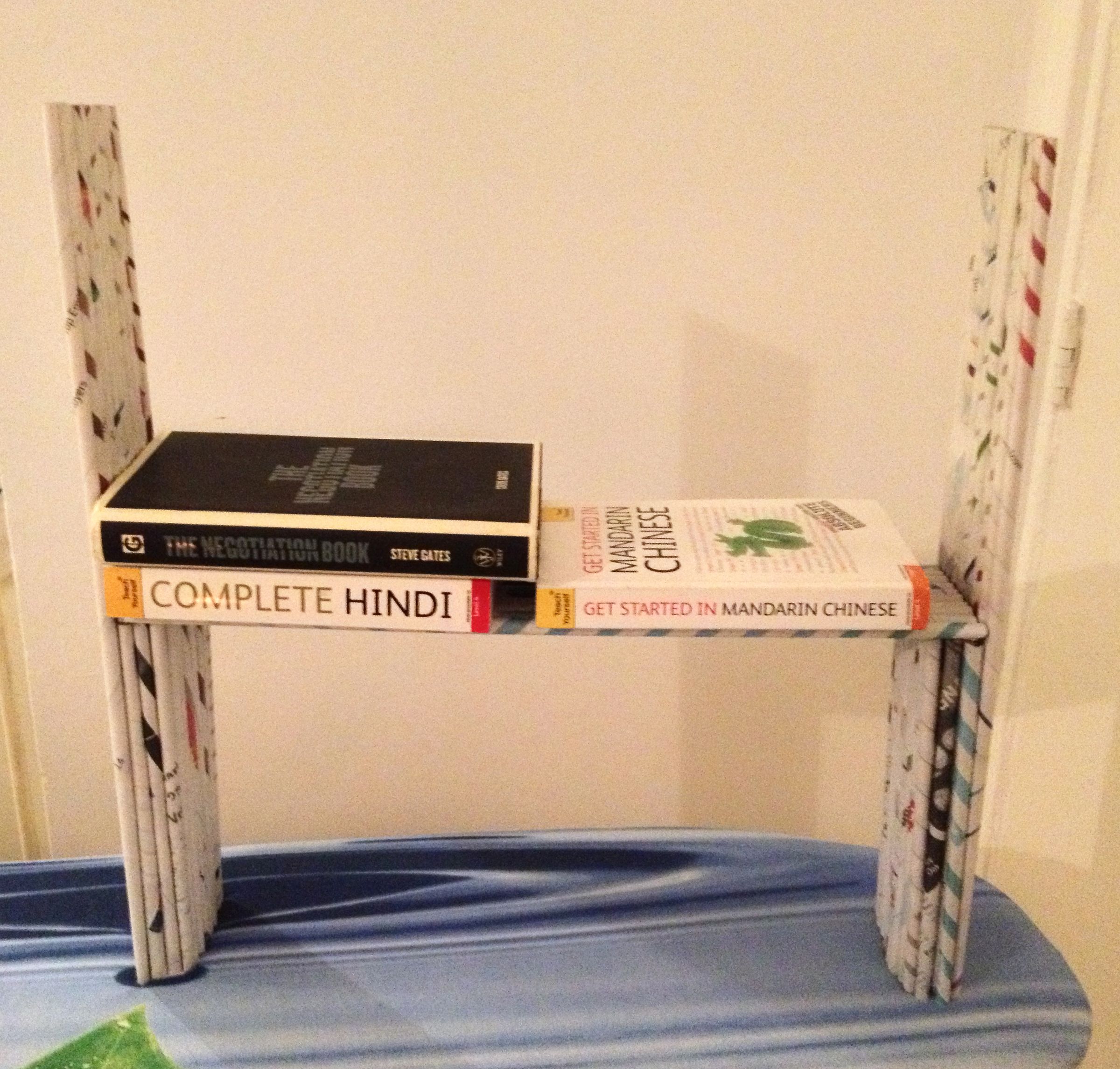 Newspaper Into Book Shelf : 9 Steps (with Pictures) - Instructables