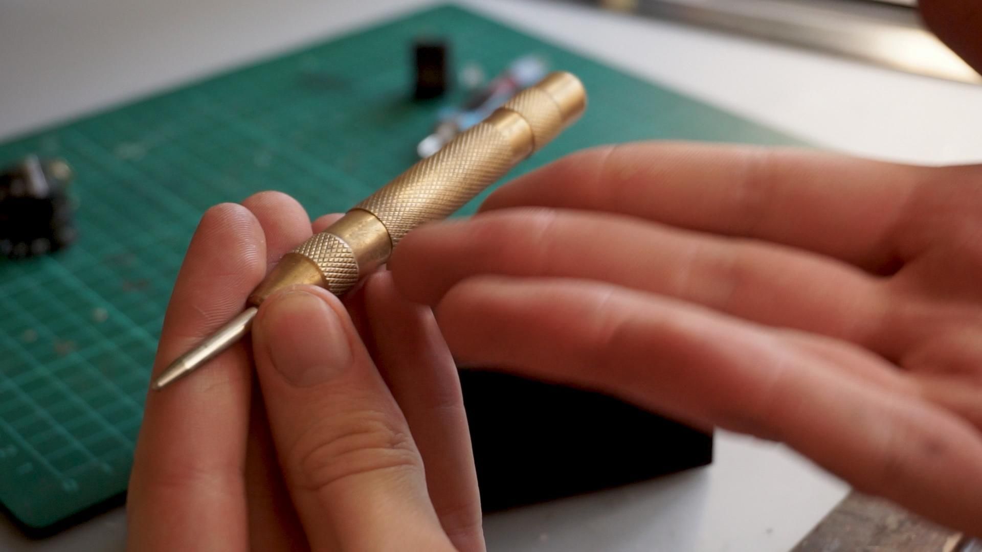 How to Motorize a Camera Slider (Battery Powered) : 11 Steps (with ...