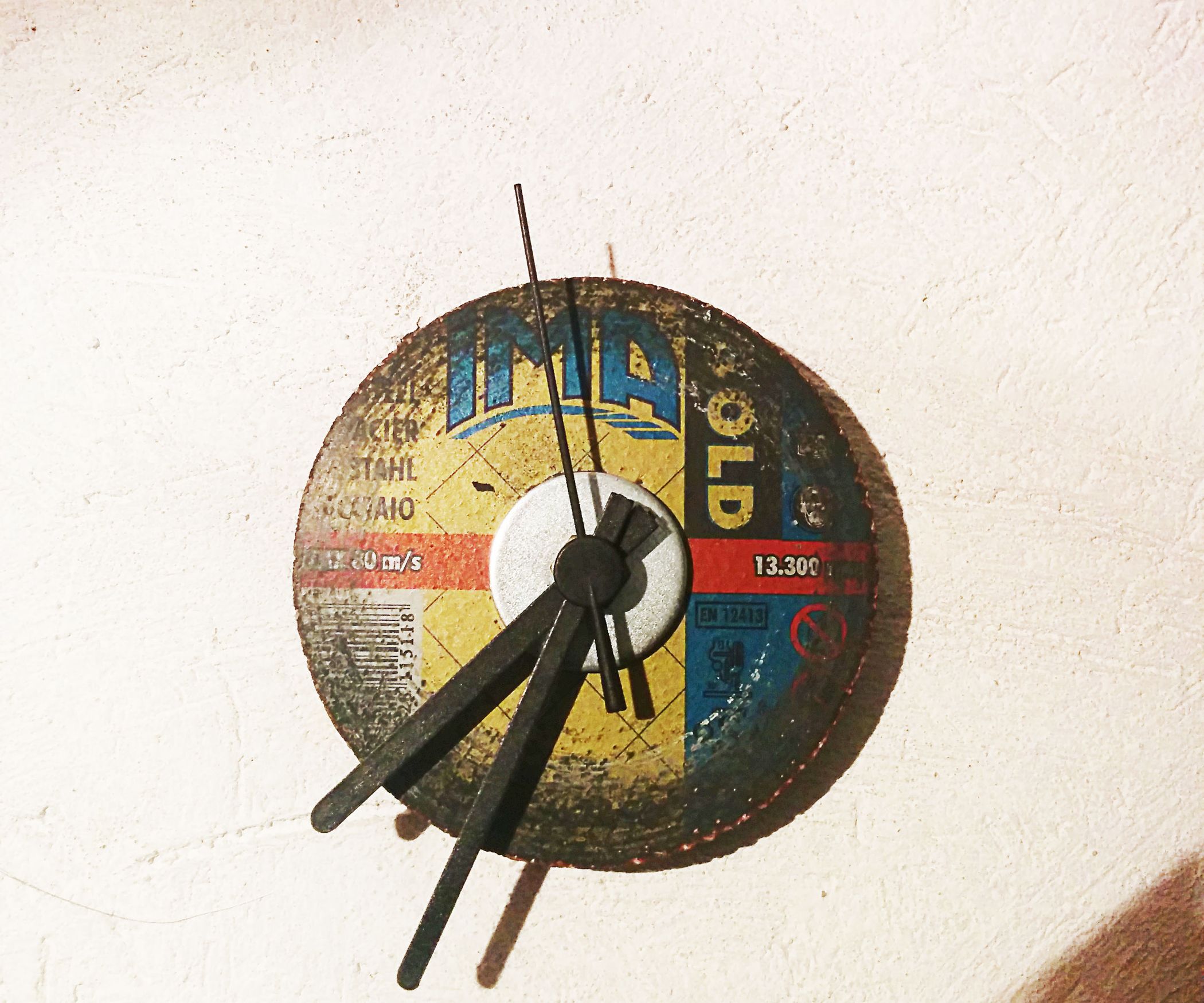 Shop-style Wall Clock - Instructables