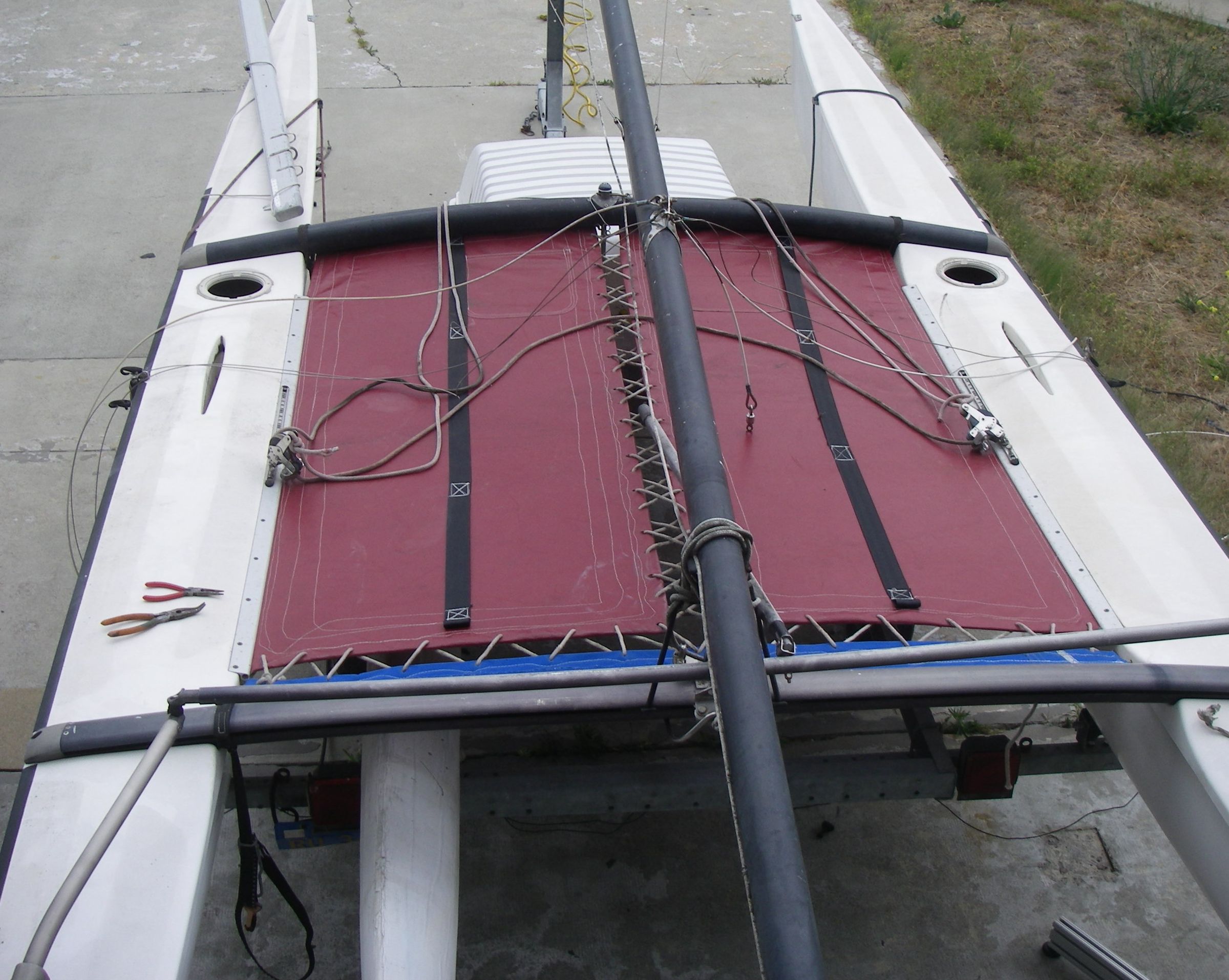 Make a Hobie 18 Trampoline From Truck Tarp : 17 Steps (with Pictures ...