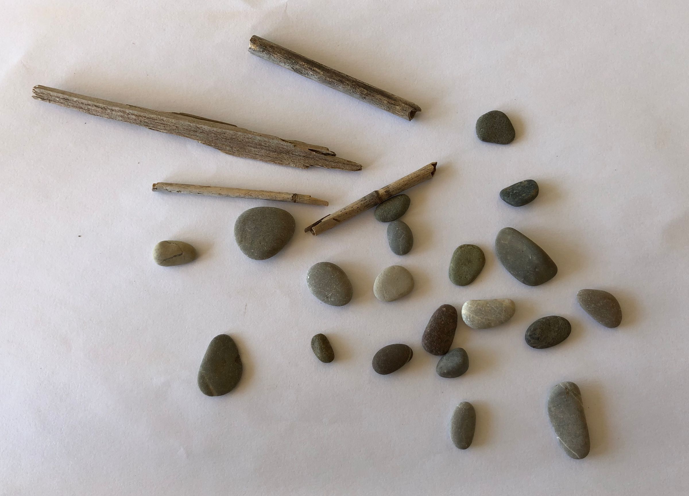 Holiday Beach Pebble Art : 3 Steps (with Pictures) - Instructables