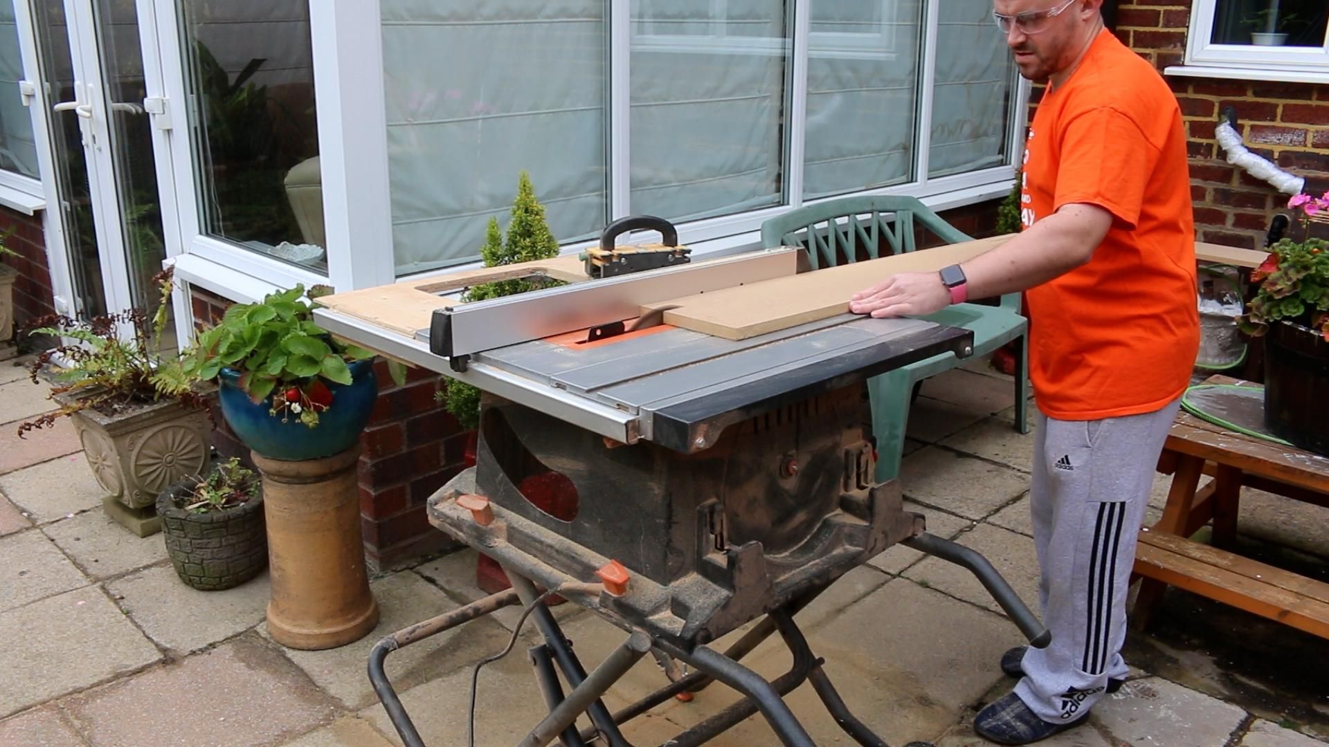 How to Make an Industrial Radiator Cover : 8 Steps (with Pictures ...