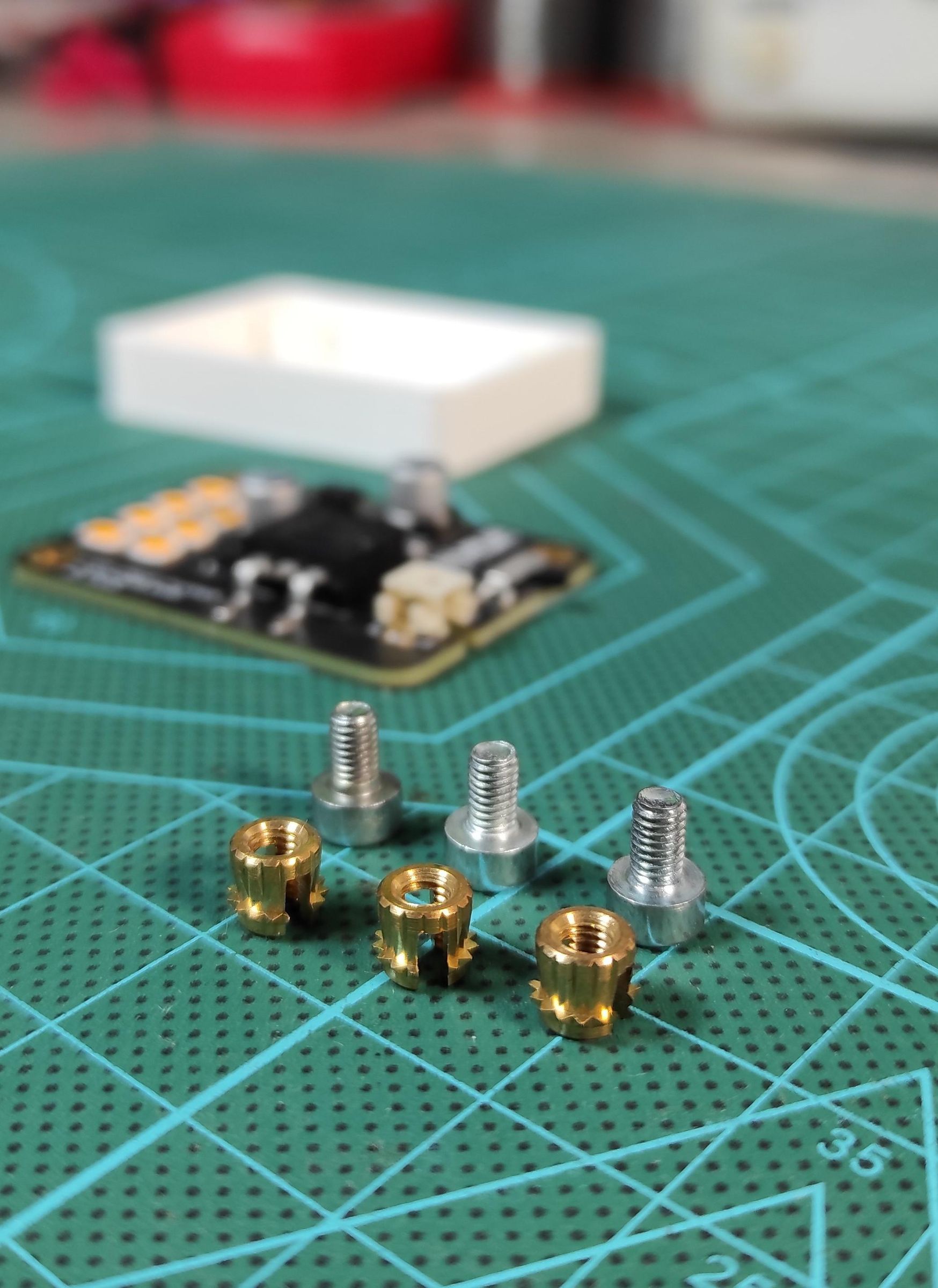 Small Flashing LED Gadget (high Brightness) : 4 Steps (with Pictures ...