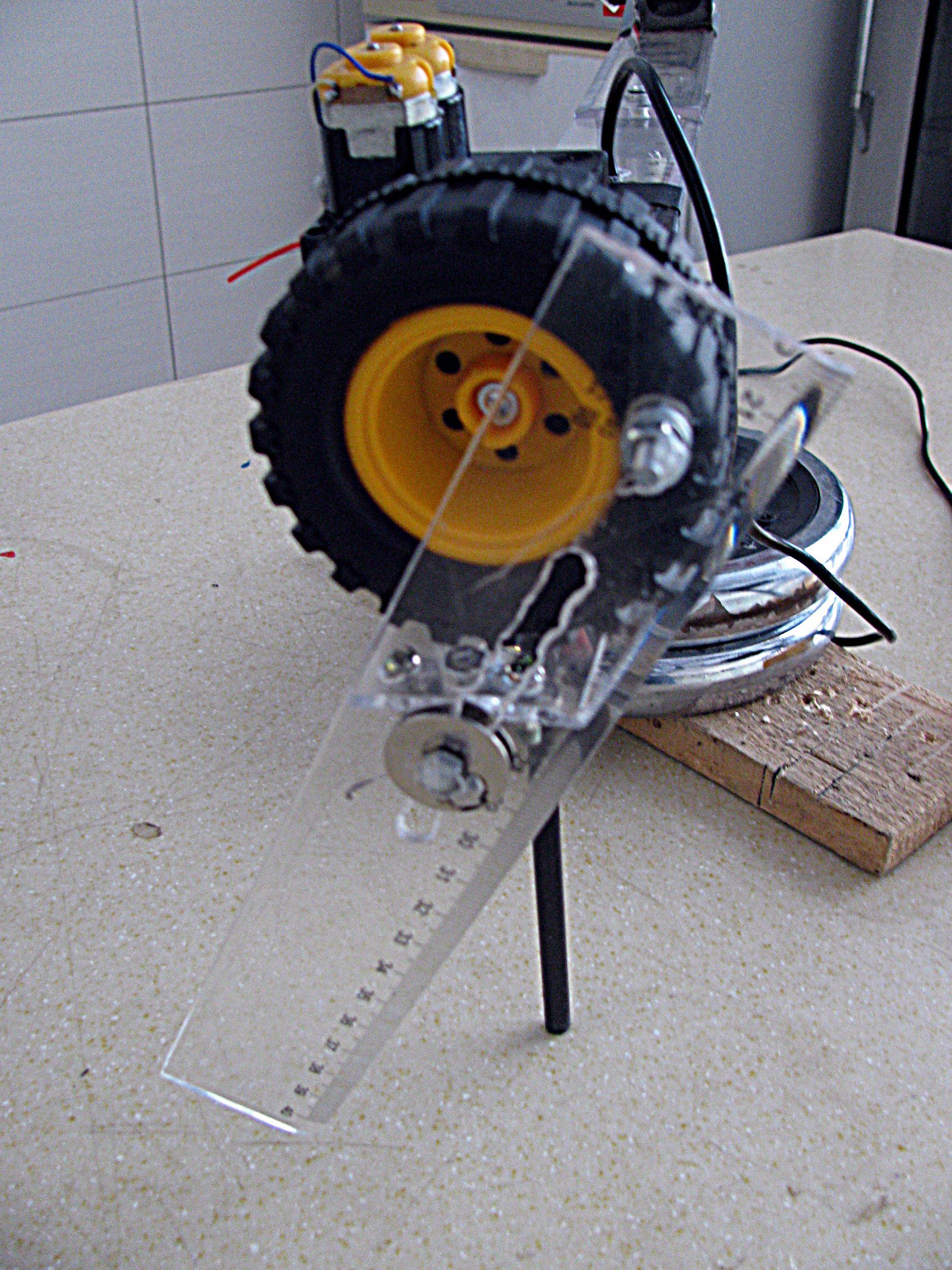 Build a Simple Walking Robot Leg : 6 Steps (with Pictures) - Instructables